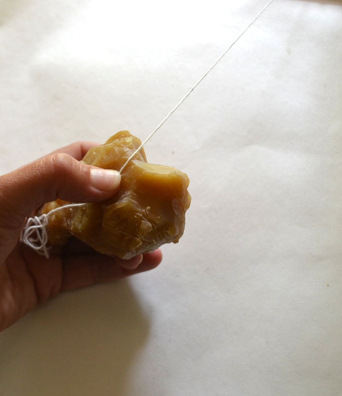 WAX YOUR OWN THREAD : 9 Steps - Instructables