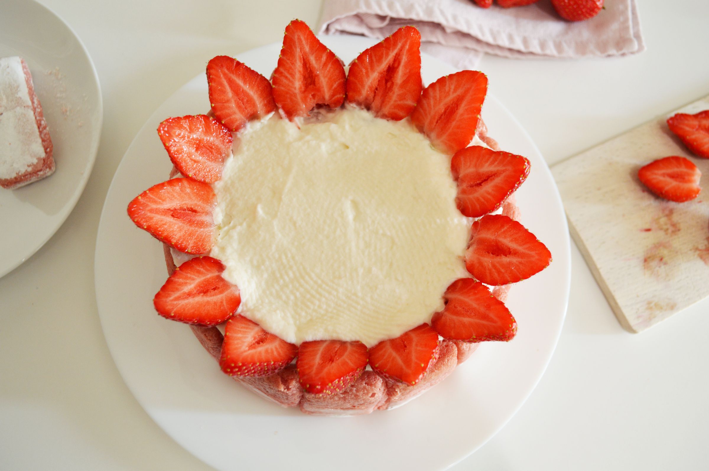 Strawberry Charlotte Cake : 6 Steps (with Pictures) - Instructables