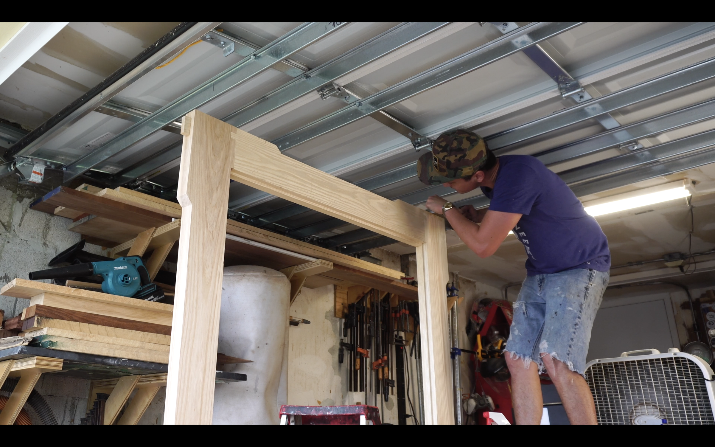 Timber Frame Sliding Barn Door : 11 Steps (with Pictures) - Instructables