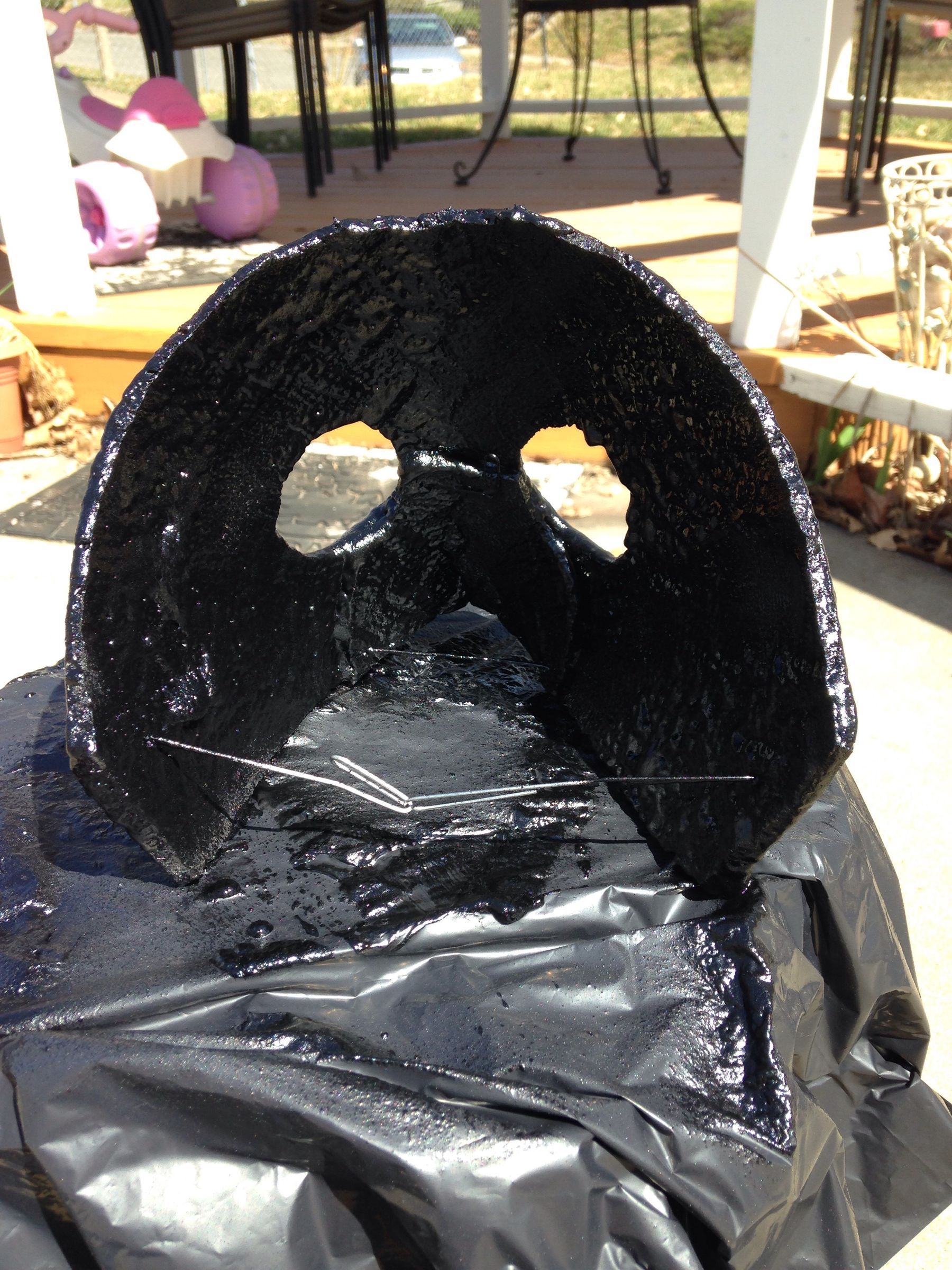 How to Make the Spring Trap Mask : 6 Steps - Instructables