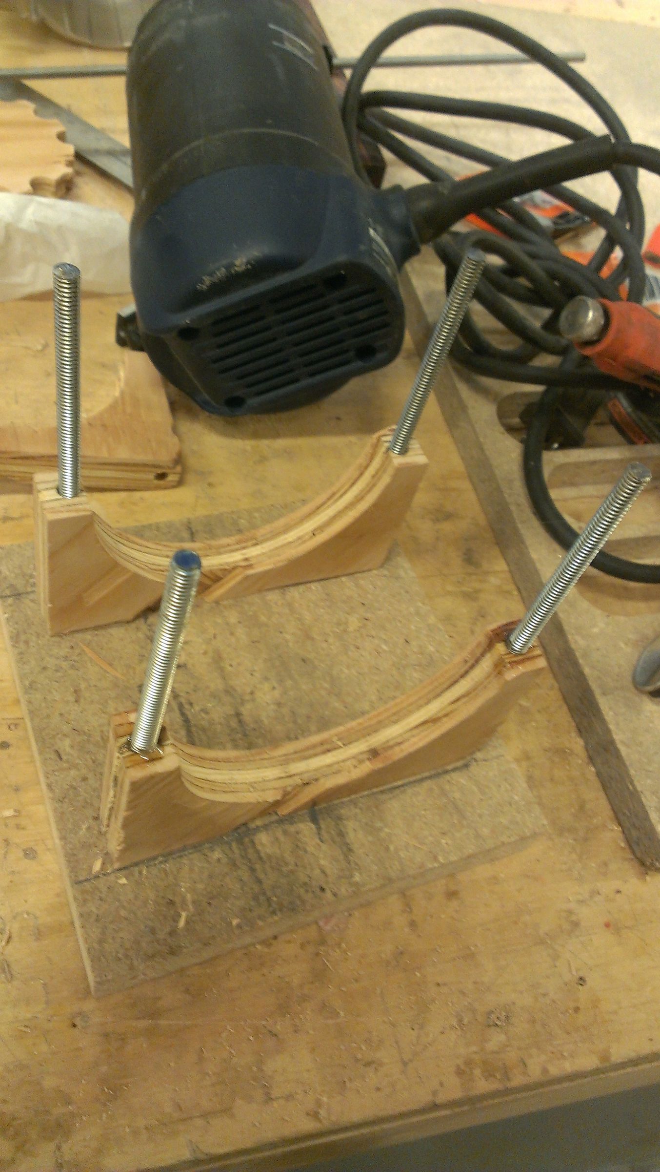 Router Jig for Flutes on Wood Lathe : 4 Steps (with Pictures ...