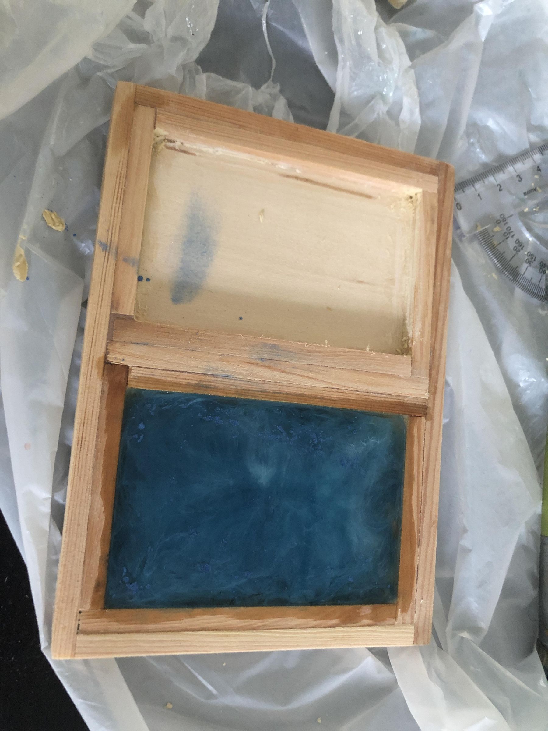 Epoxy Resin Playing Cards Box : 7 Steps (with Pictures) - Instructables