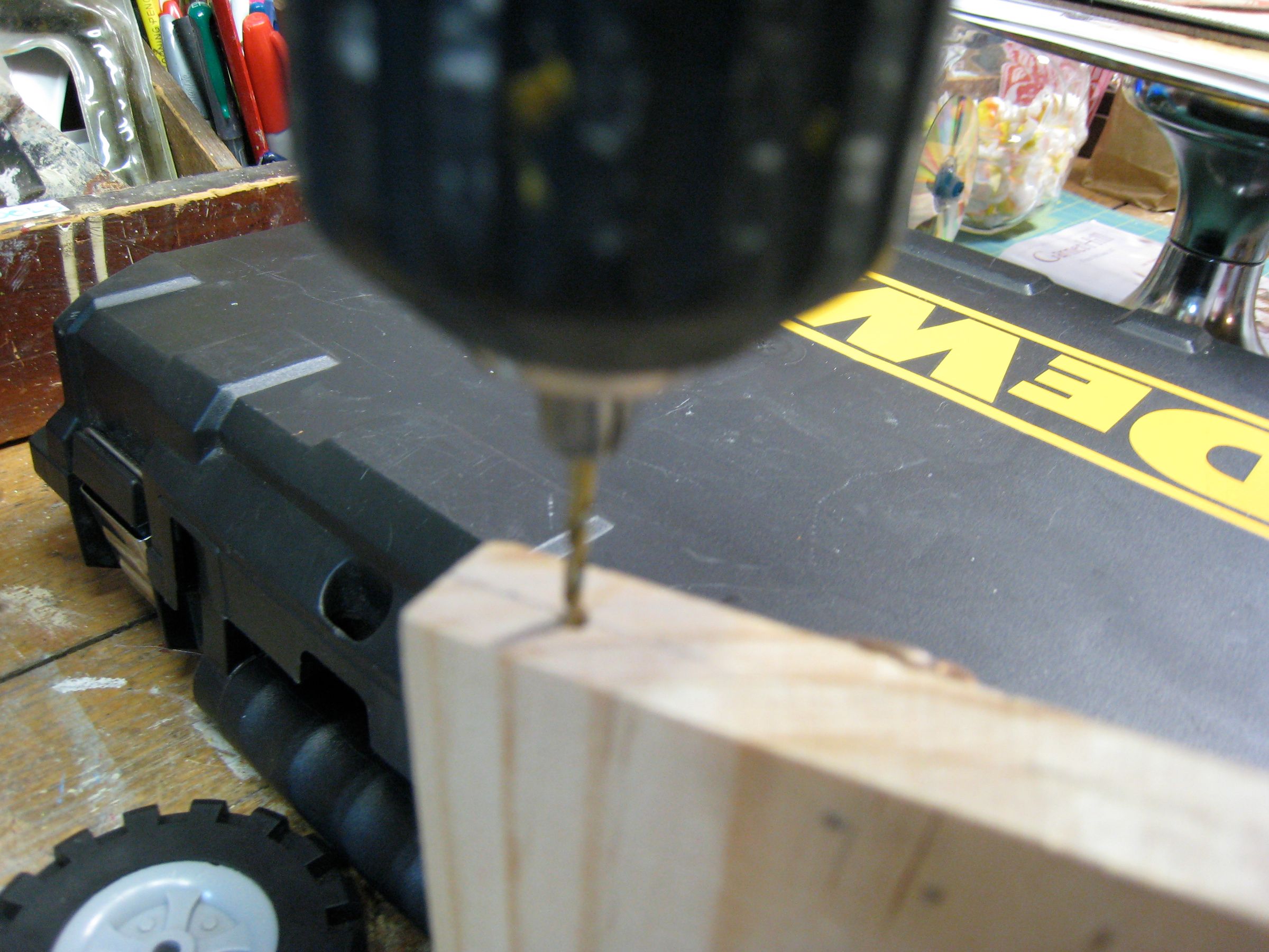 Rat Trap Car : 7 Steps - Instructables