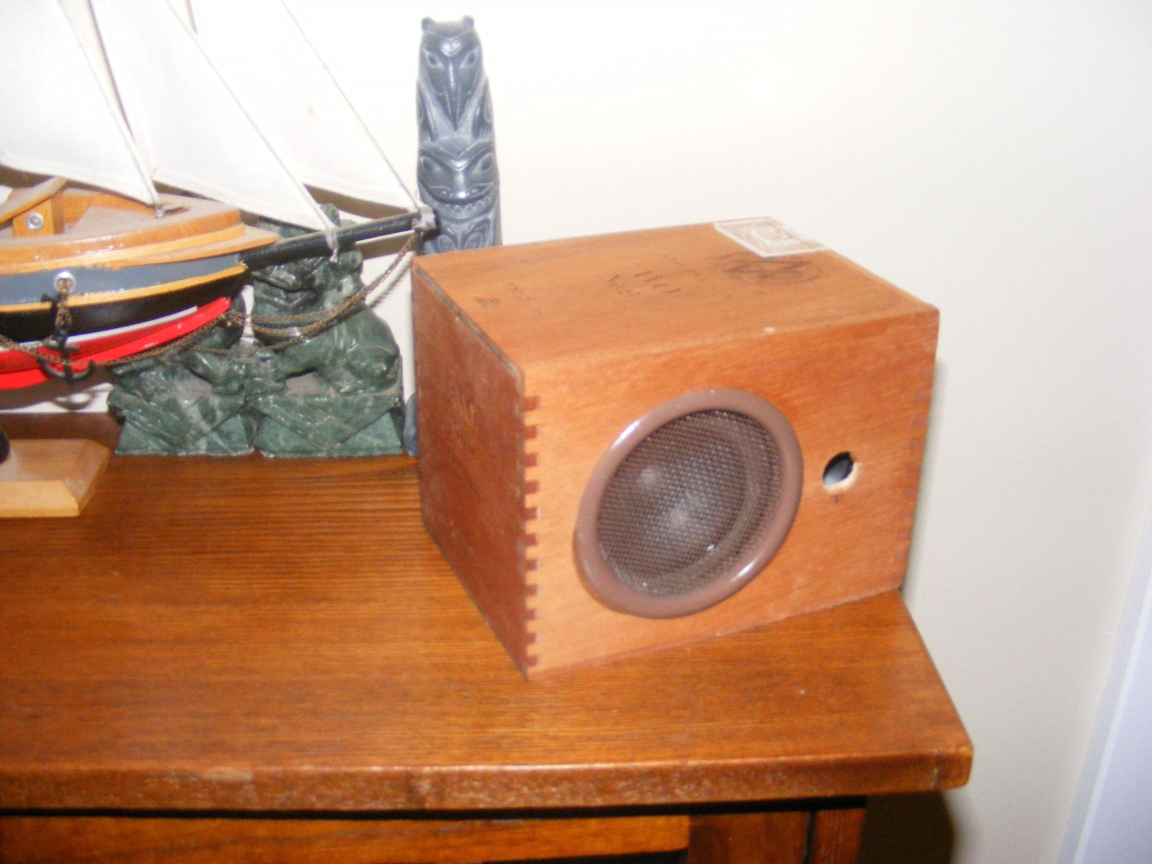 Cigar Box Speaker Cabinets : 10 Steps - Instructables