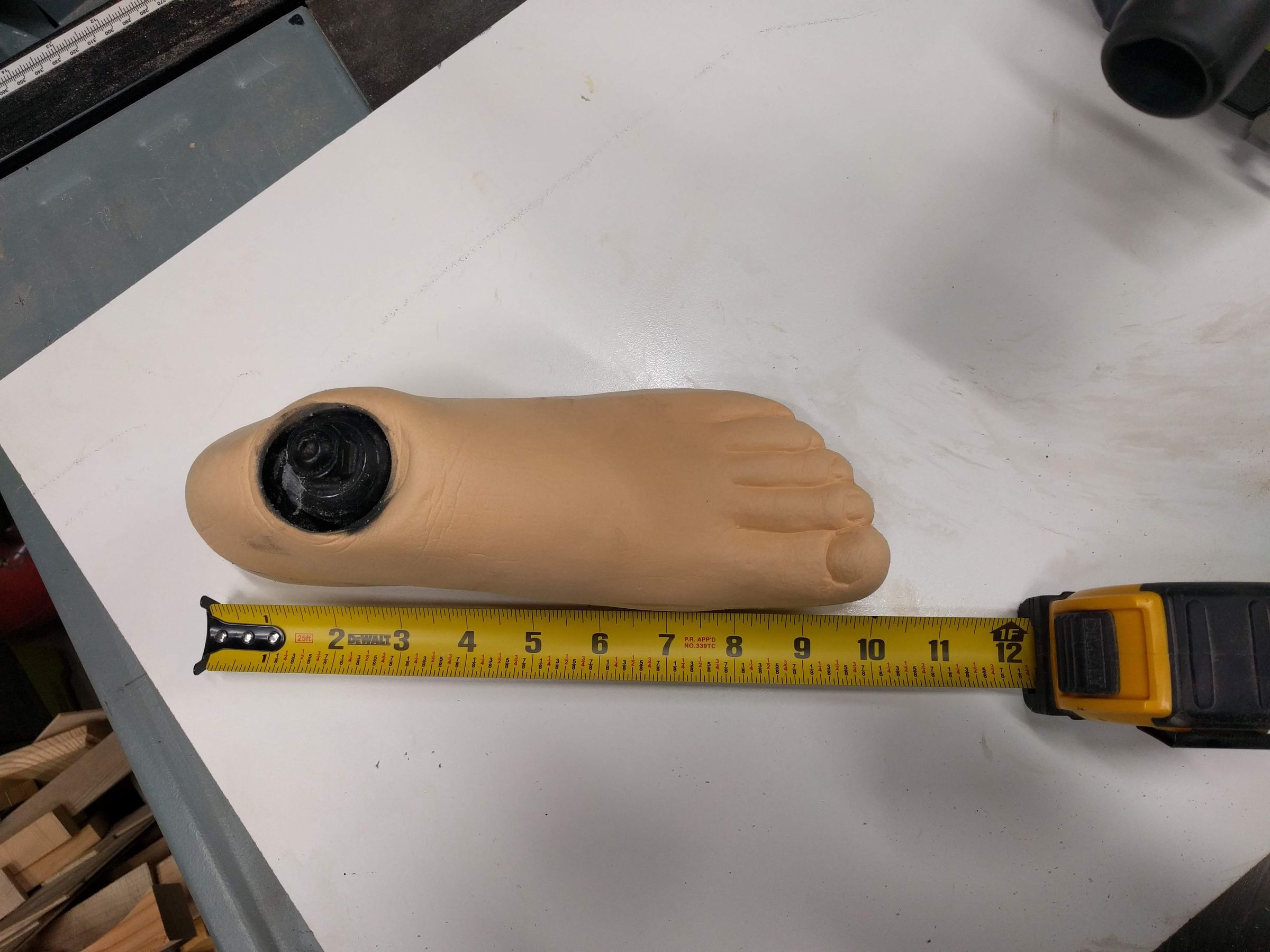 Prosthetic Leg Lamp : 8 Steps (with Pictures) - Instructables