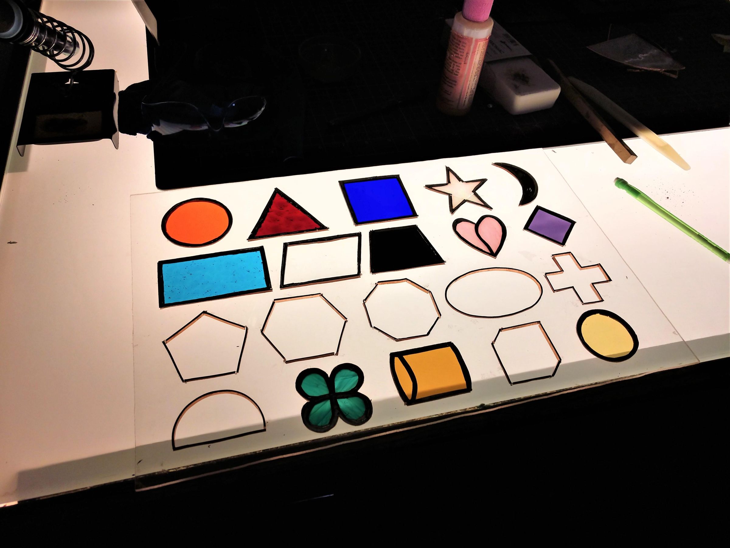 How to Design for Stained Glass : 11 Steps (with Pictures) - Instructables