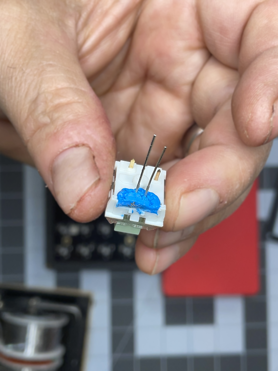 Adding Keys to a Mechanical Keyboard : 11 Steps (with Pictures ...