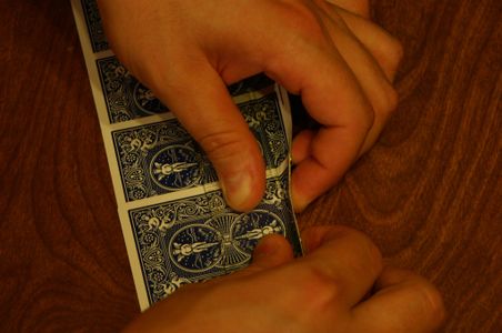 Party Top-hat Made of Playing Cards : 10 Steps - Instructables