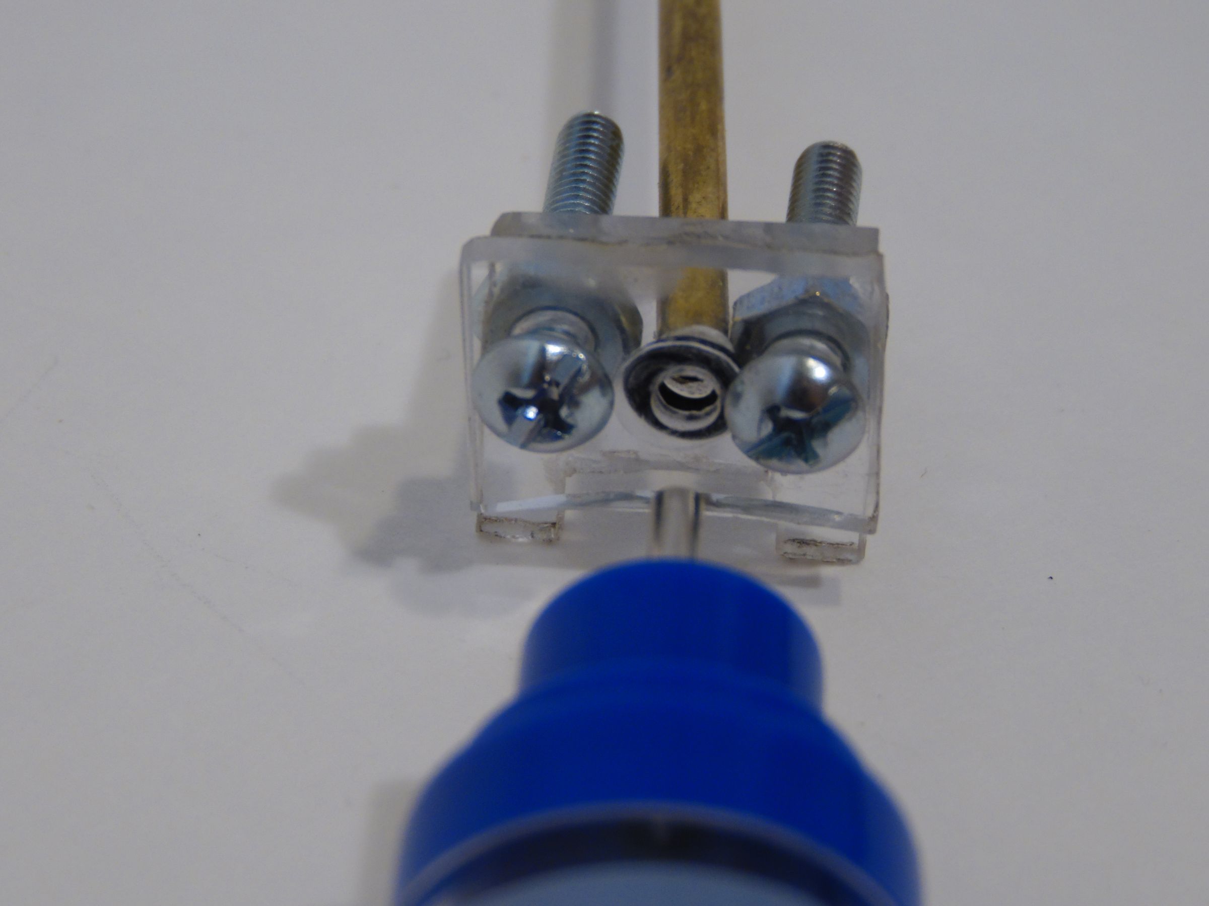 Palm Mounted Hand Flamethrower - Mk. 3 : 8 Steps (with Pictures ...