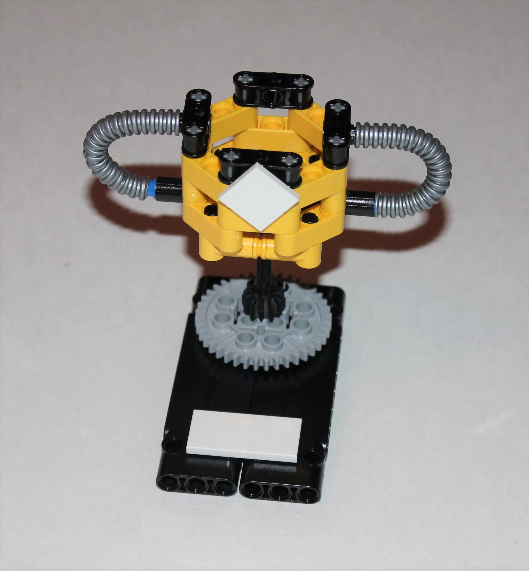 Mini First Lego League Trophy : 14 Steps - Instructables