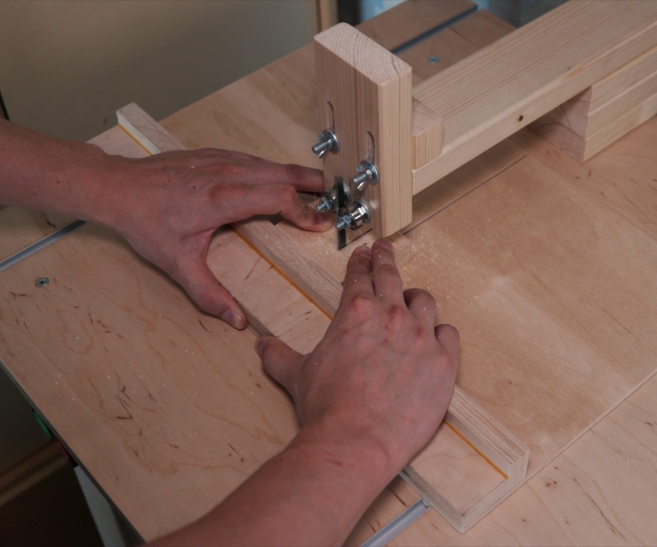 Jigsaw Table Like Table Saw?! : 21 Steps (with Pictures) - Instructables