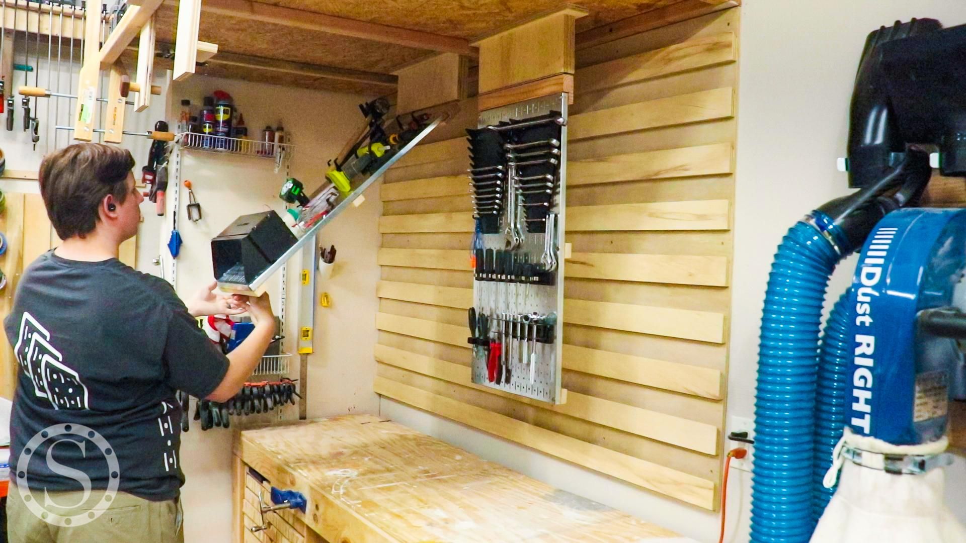 Folding Metal Pegboard Tool Wall : 10 Steps (with Pictures) - Instructables