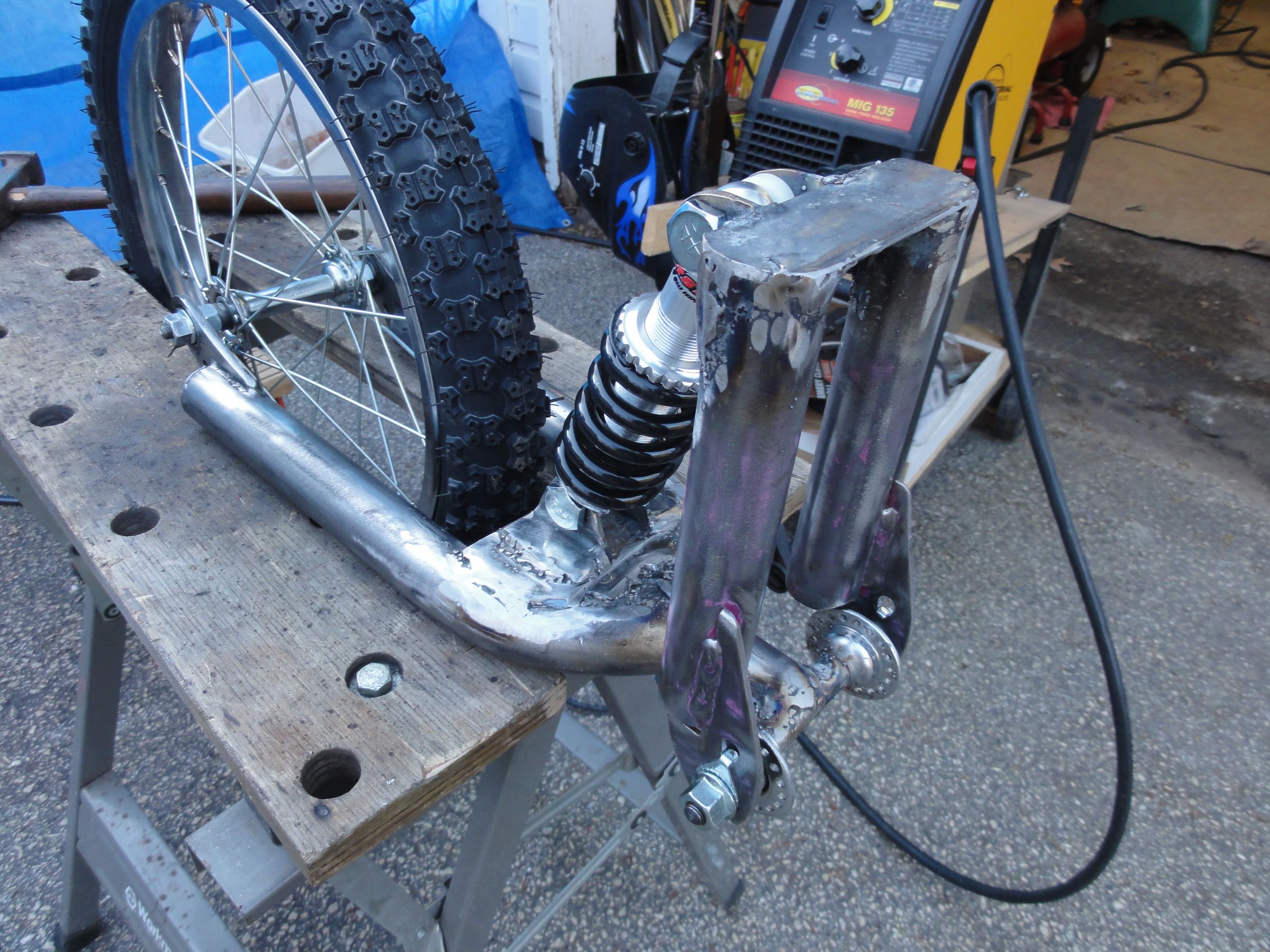 Single Wheel Bicycle Trailer With Suspension. : 10 Steps (with Pictures ...