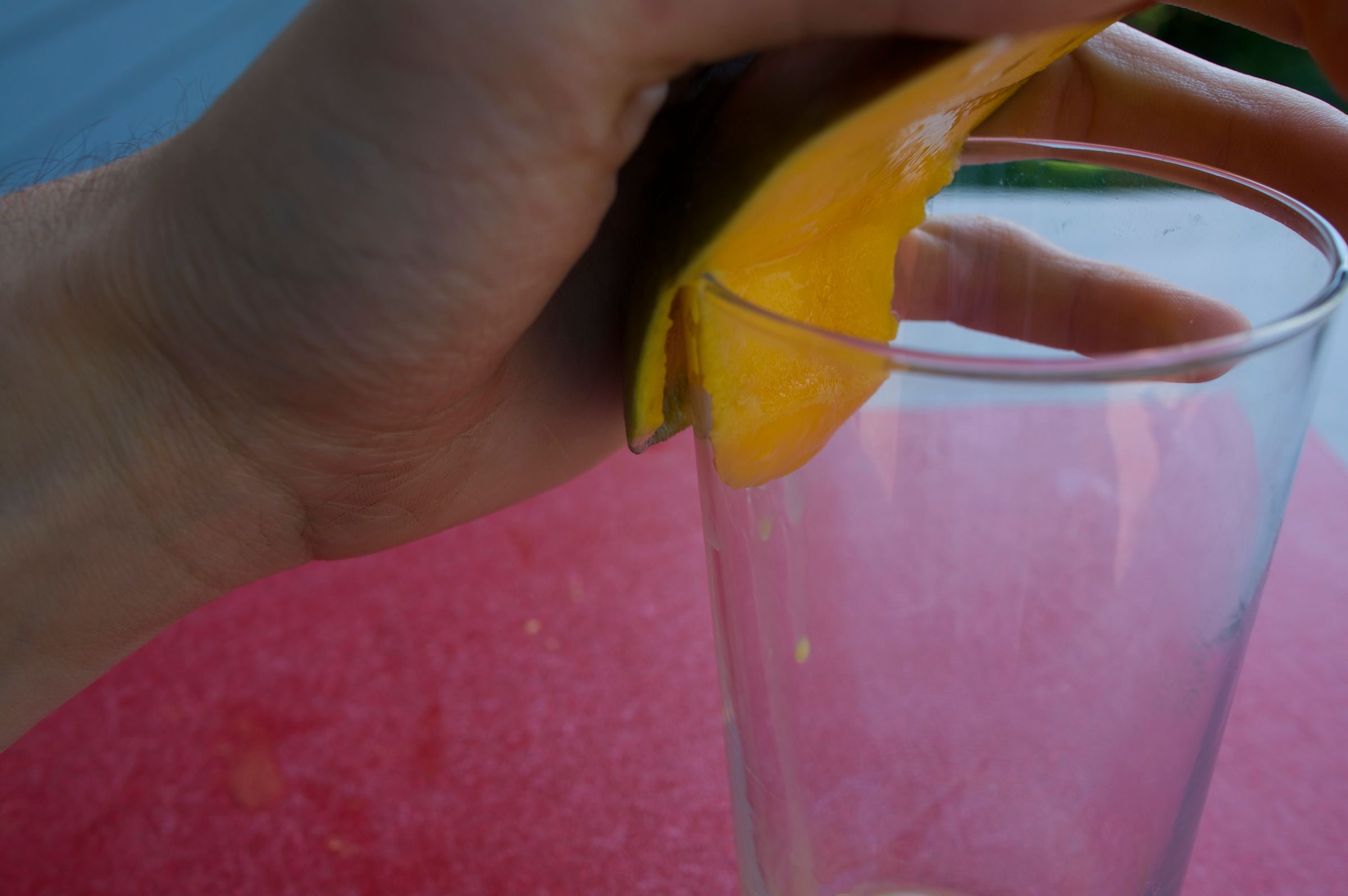 Fastest/ Best Way to Skin a Mango: 10 Second Mango Hack : 5 Steps (with ...