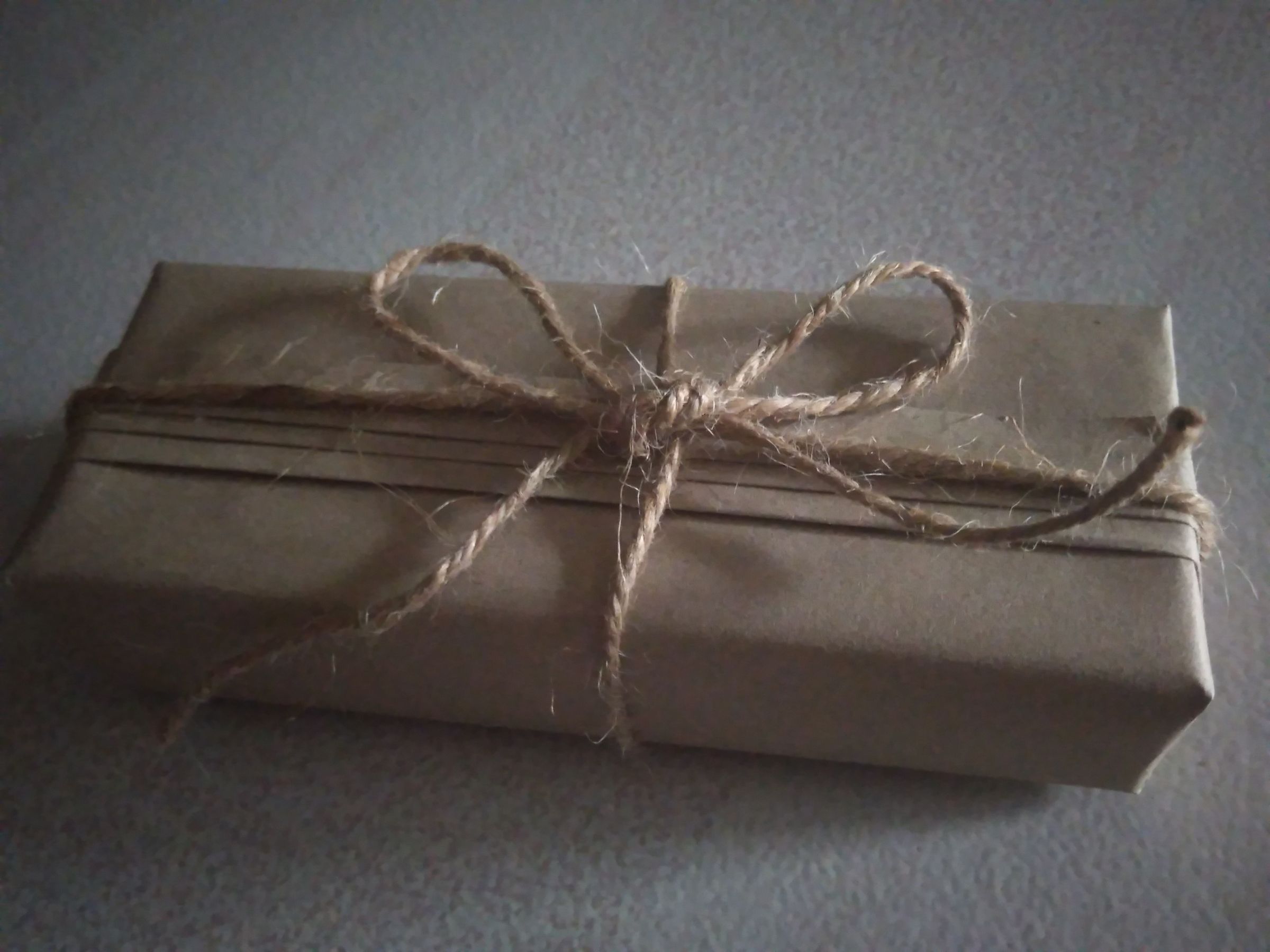 How to Tie Up a Box : 5 Steps - Instructables