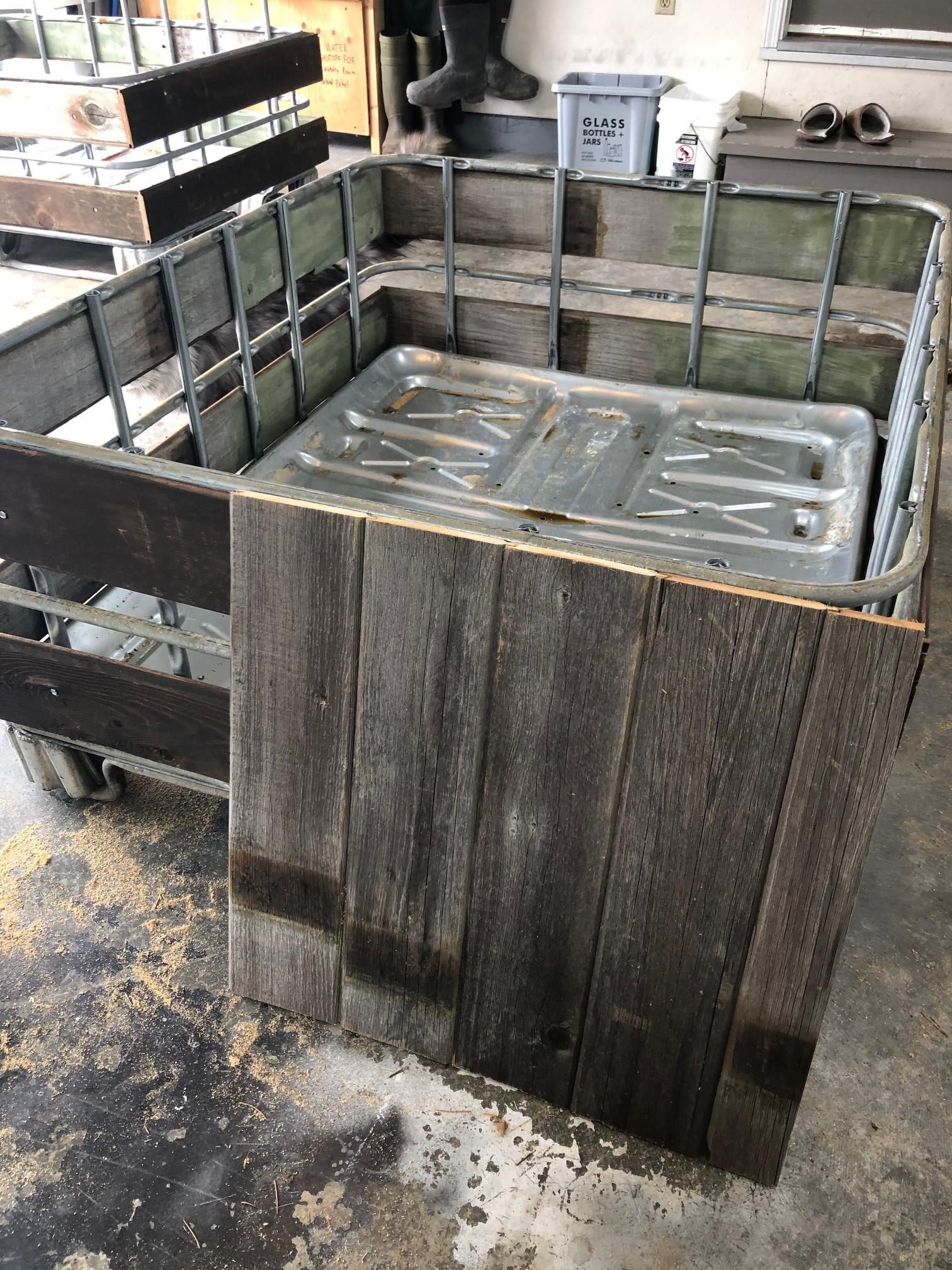 Garden Planters - From an IBC Tote and Old Fence : 13 Steps (with ...