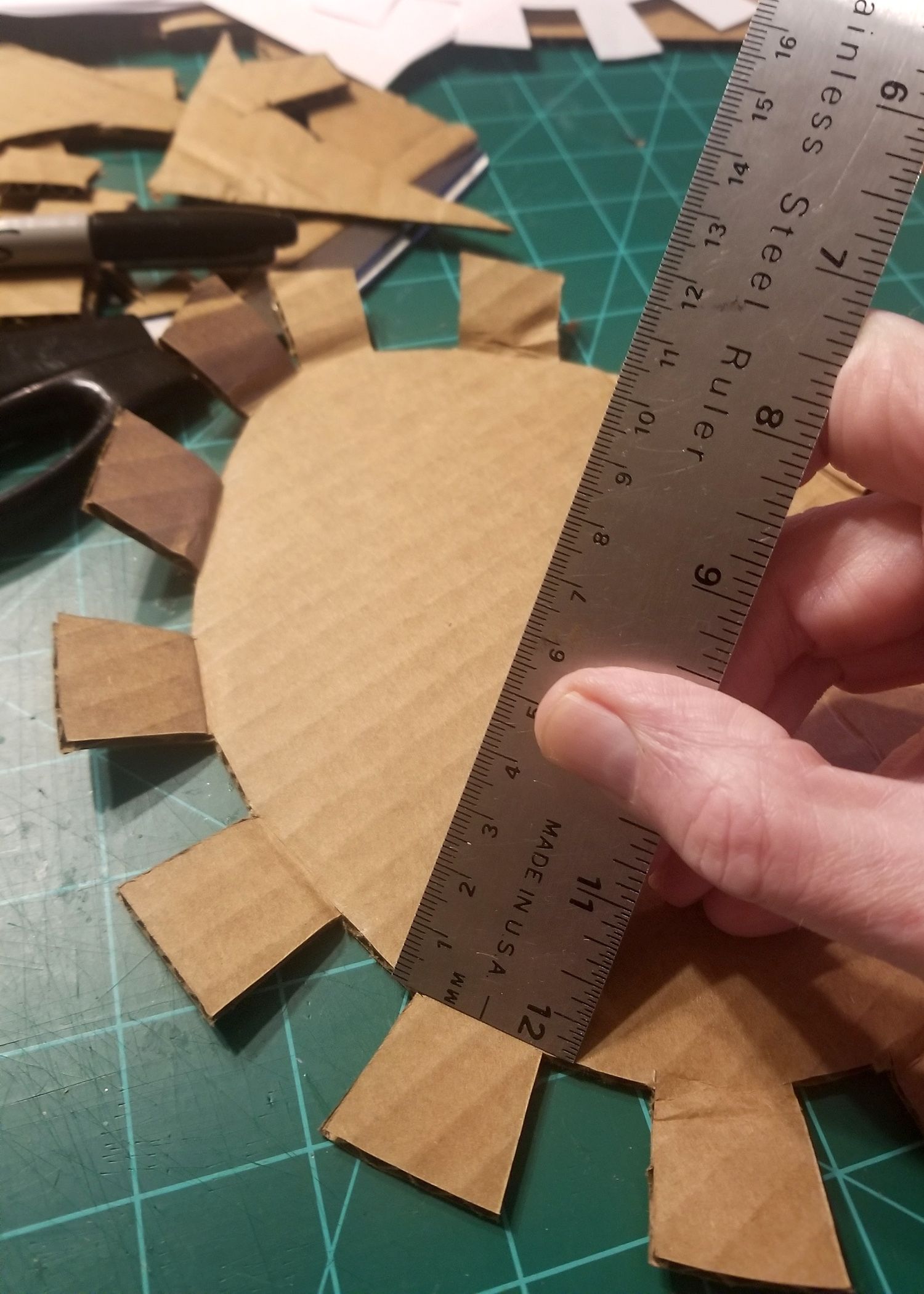 Deluxe Knight's Helm : 6 Steps (with Pictures) - Instructables