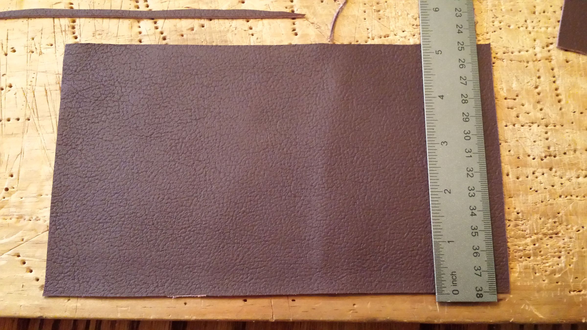 Skyrim Inspired Leather Coin Pouch/Dice Bag : 7 Steps (with Pictures ...