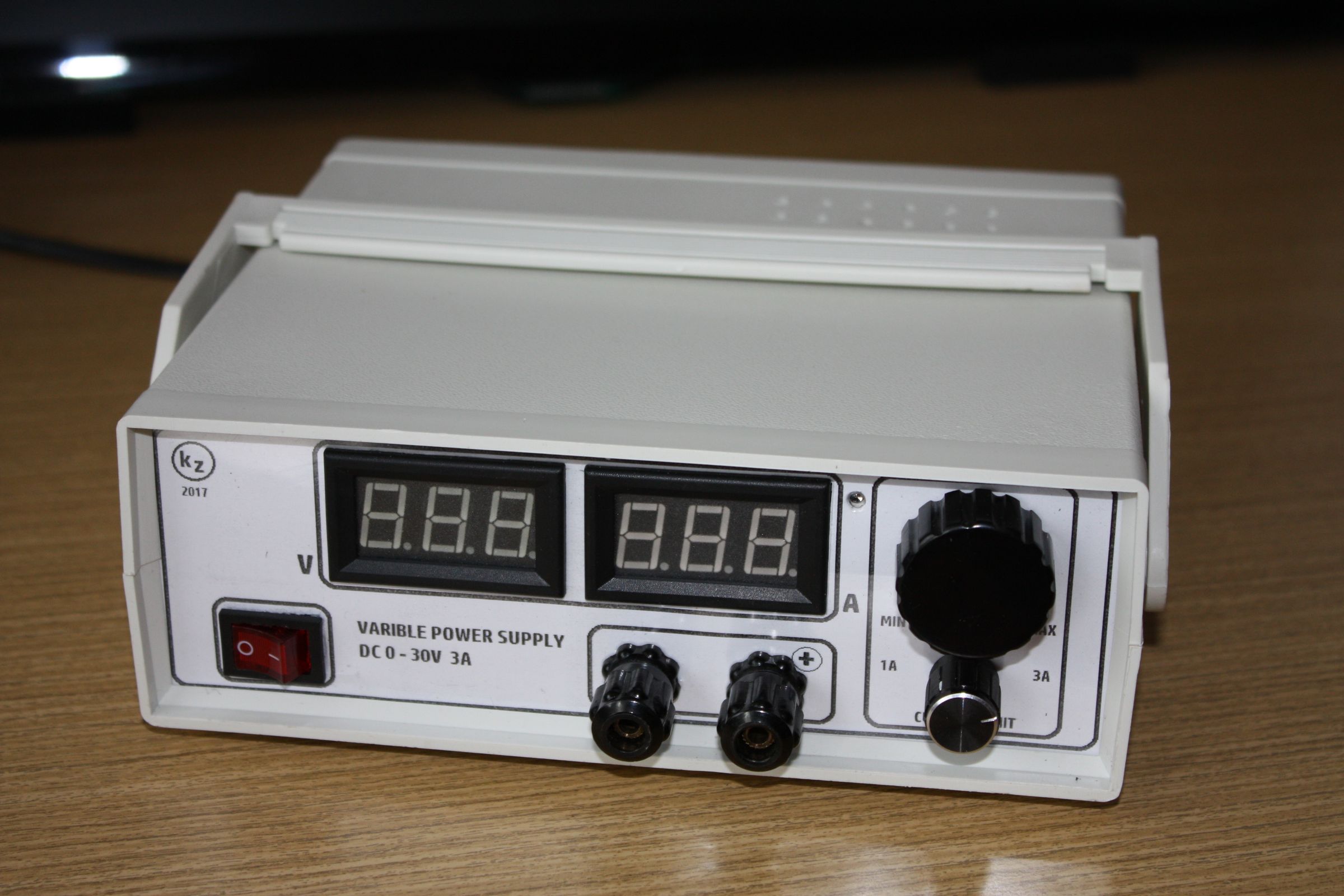 Small Variable Power Supply : 4 Steps (with Pictures) - Instructables
