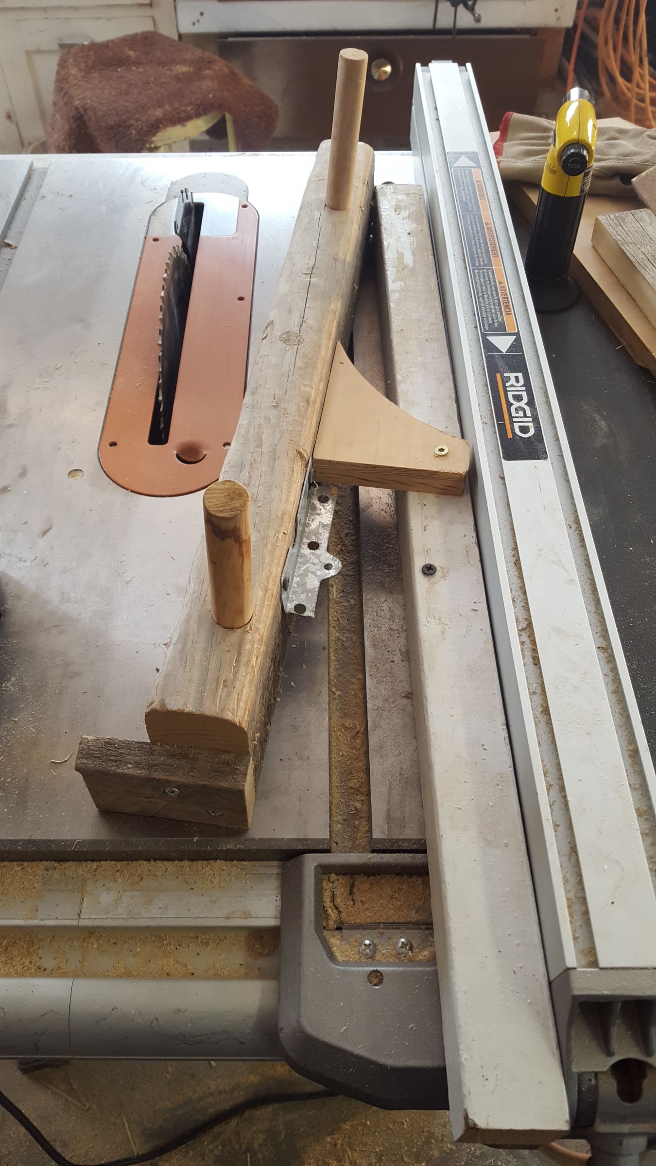 DIY Router Table : 6 Steps (with Pictures) - Instructables