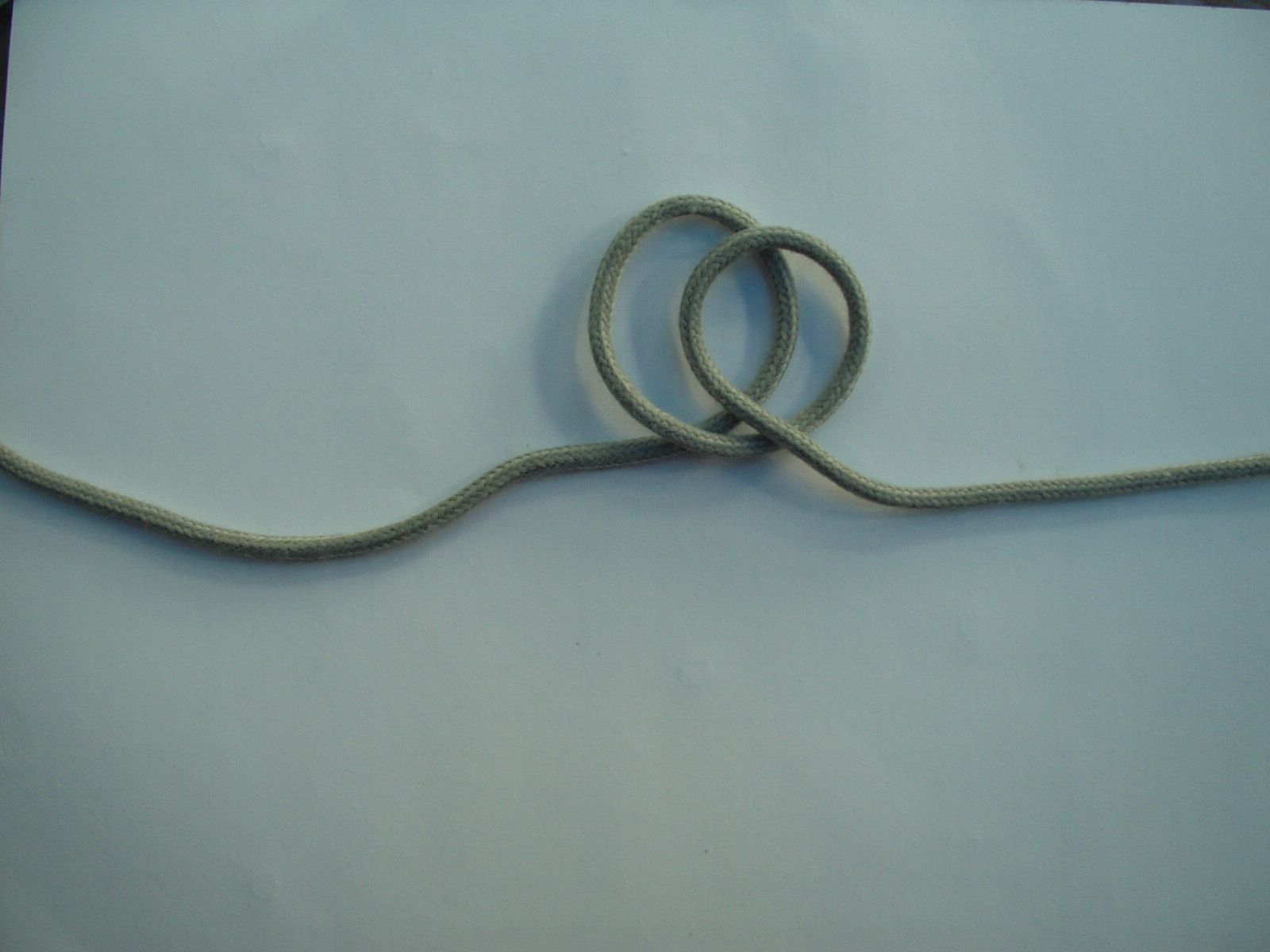 Single Strand Diamond Knot : 6 Steps - Instructables