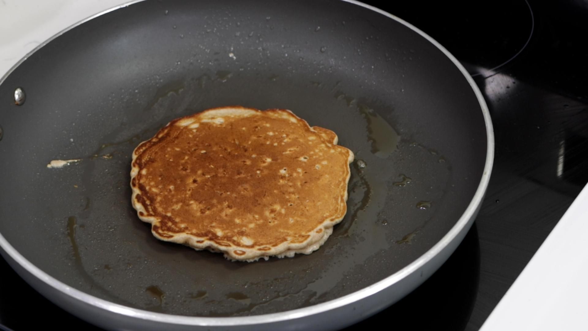 Oatmeal Pancakes : 6 Steps (with Pictures) - Instructables