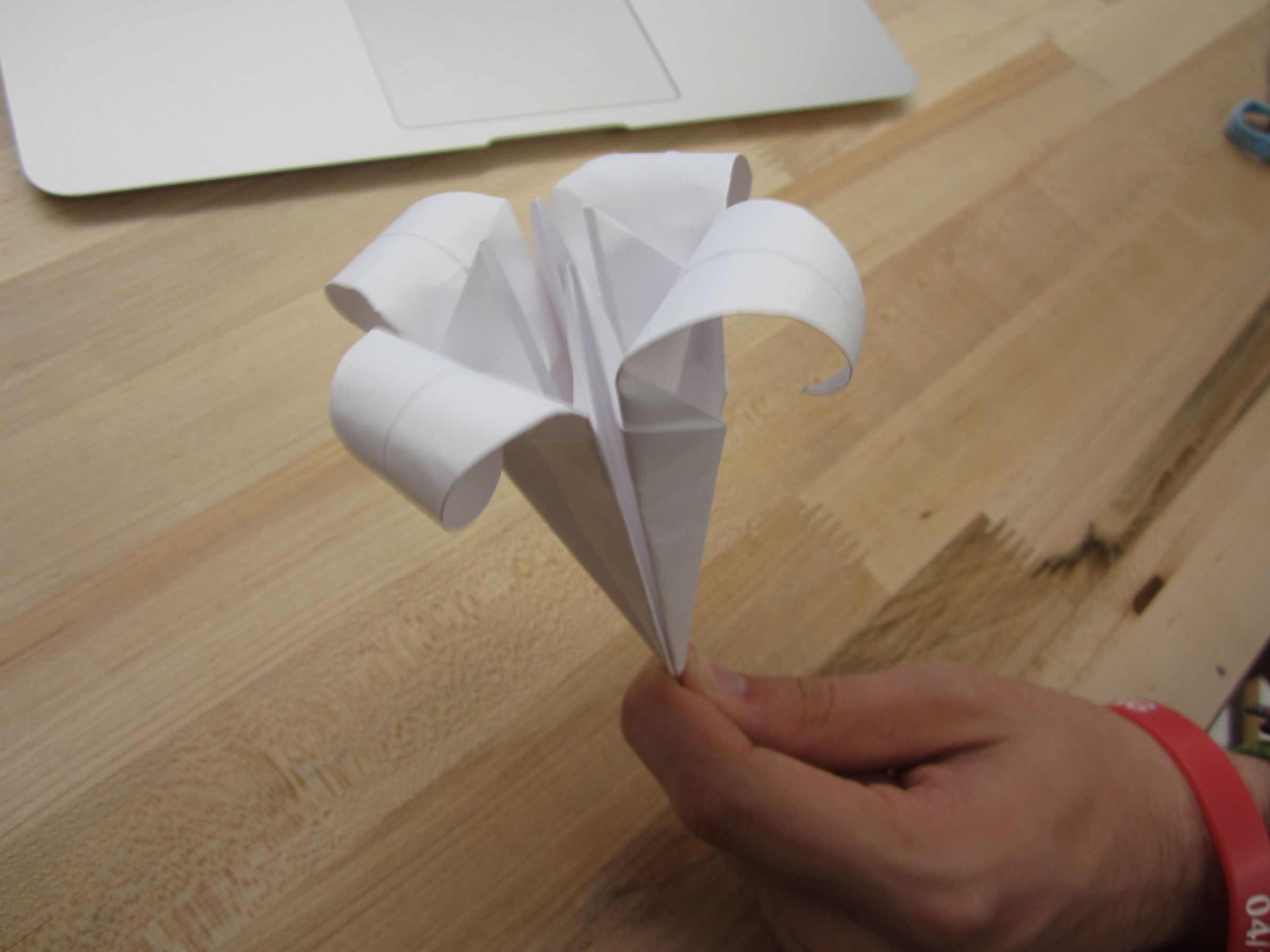 How to Make a Paper Lily : 16 Steps - Instructables