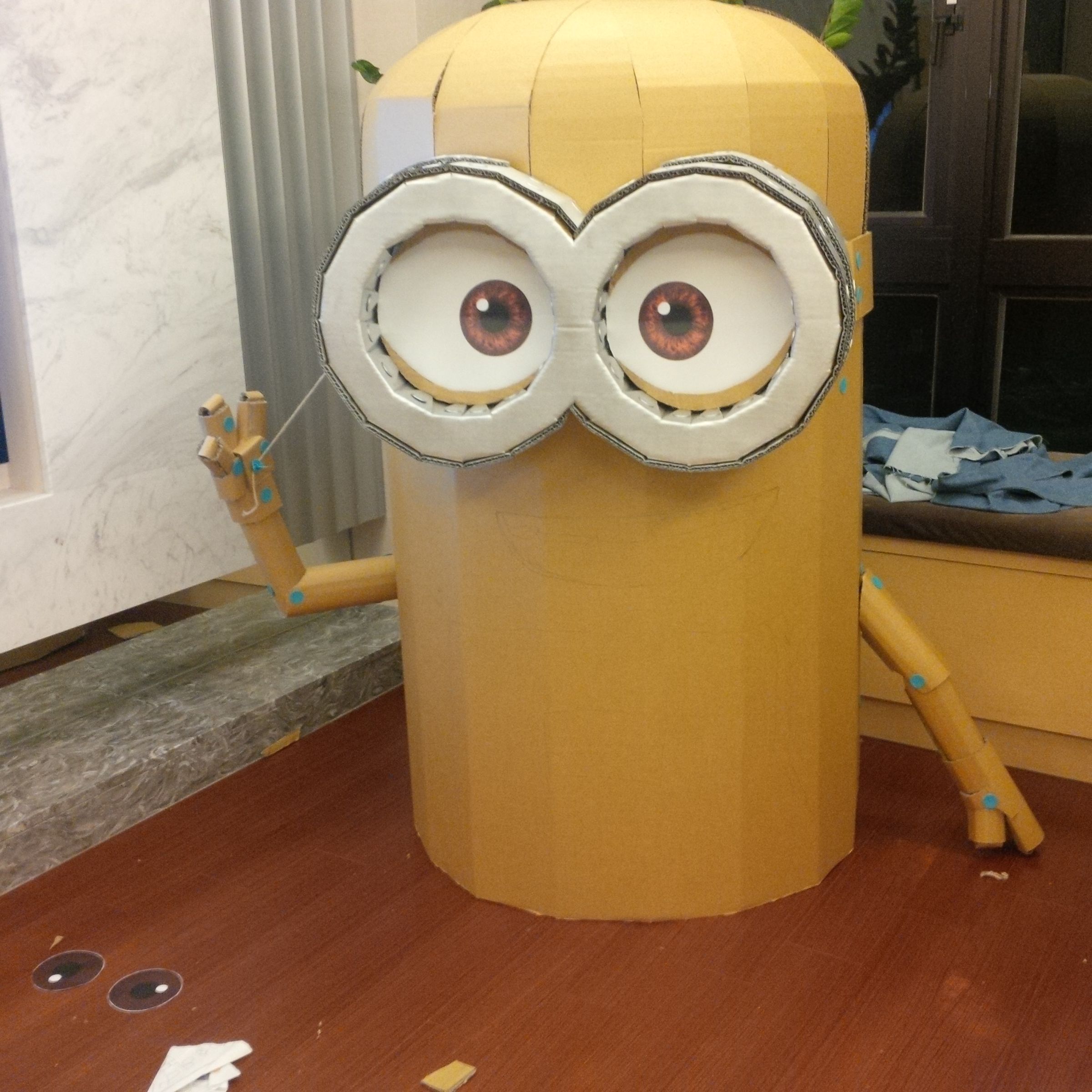 Cardboard Minion Halloween Costume (with Pictures) - Instructables