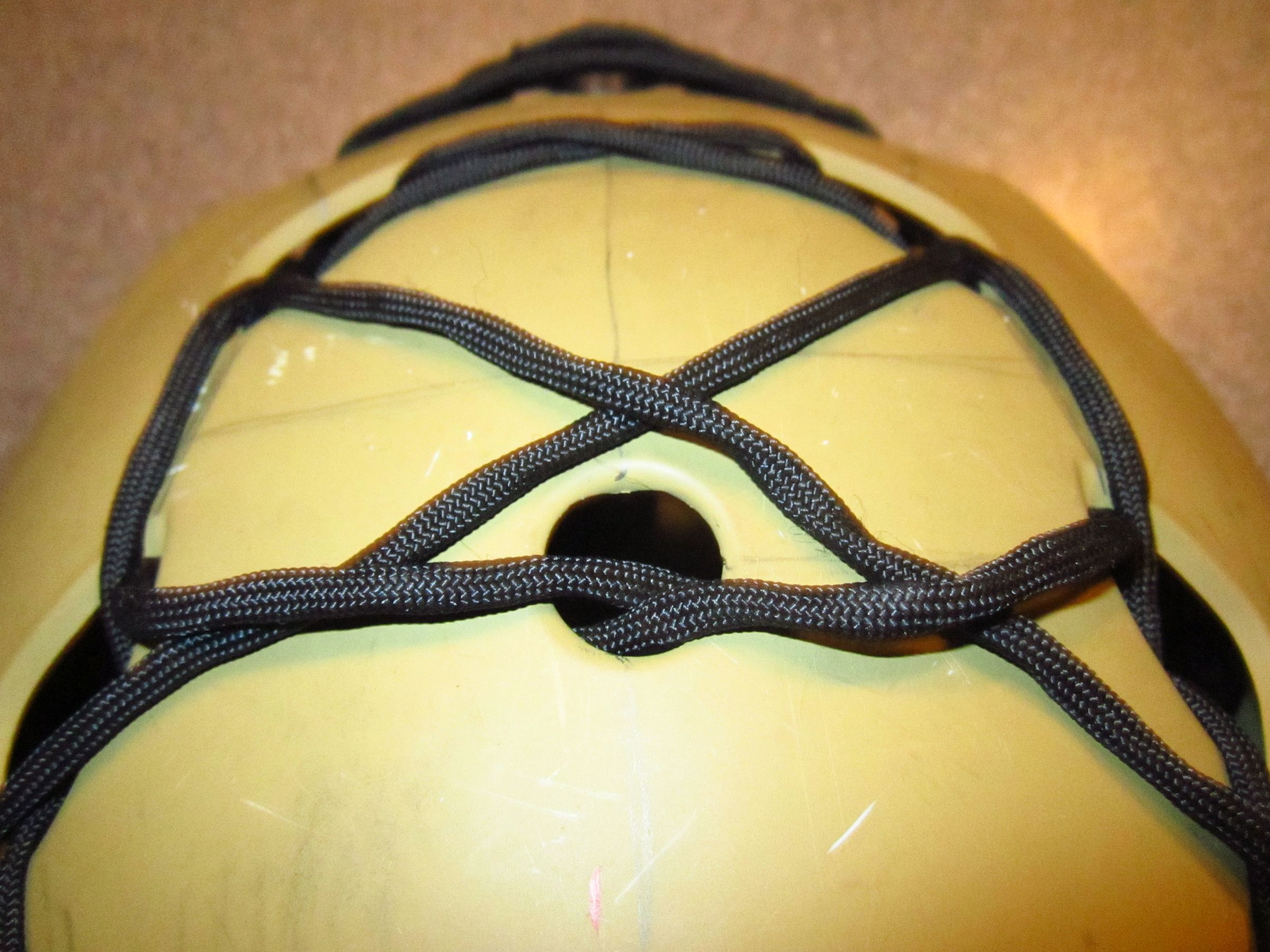 Helmet Paracord Web : 7 Steps (with Pictures) - Instructables