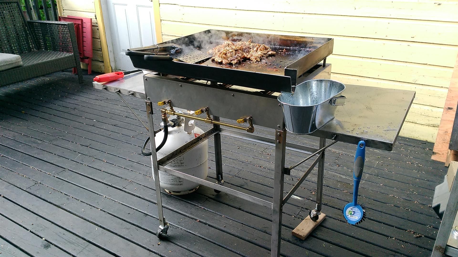 How to Make an Outdoor Griddle : 9 Steps (with Pictures) - Instructables