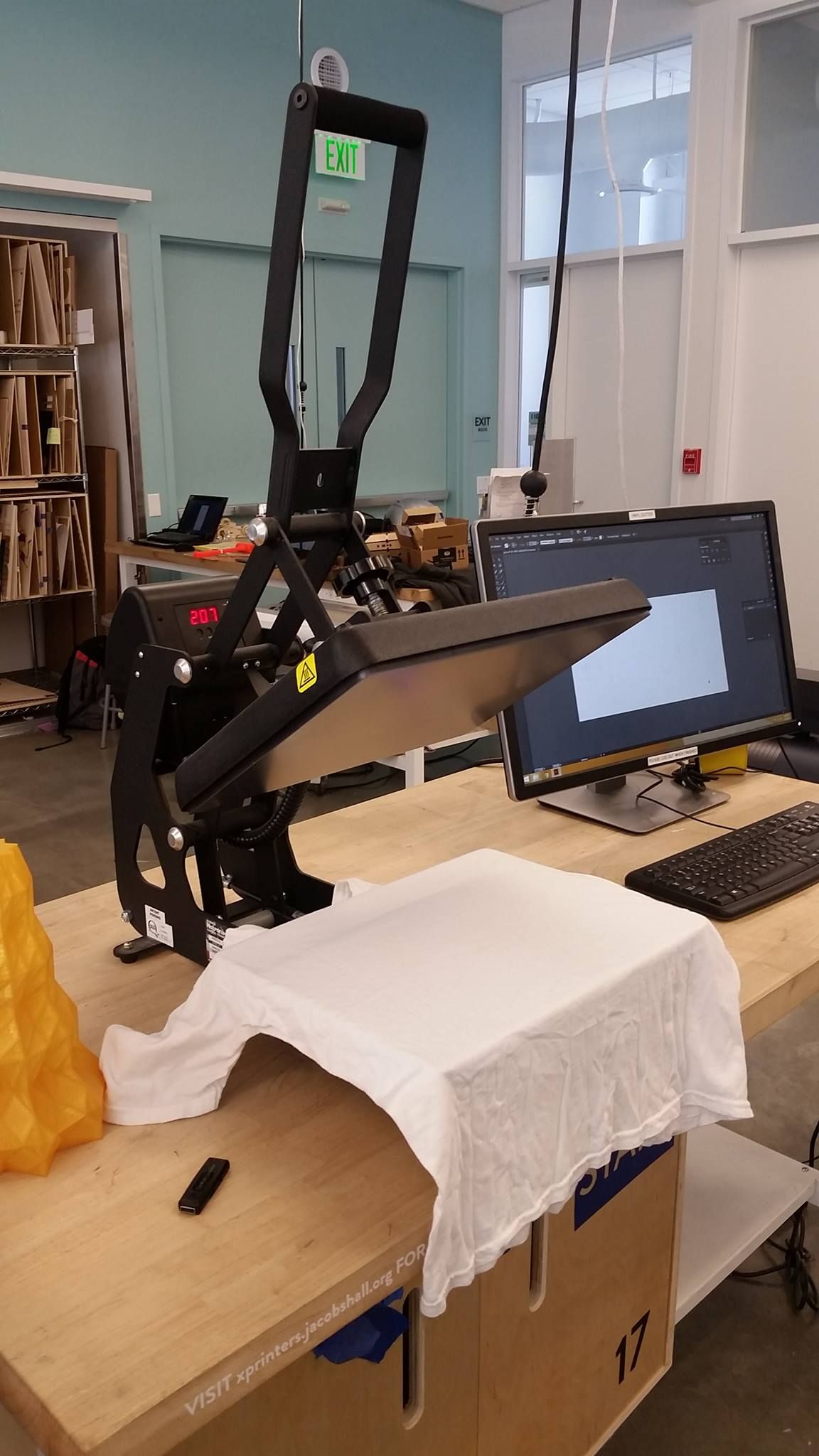 Custom T-Shirts With Heat Press Vinyl : 5 Steps (with Pictures ...