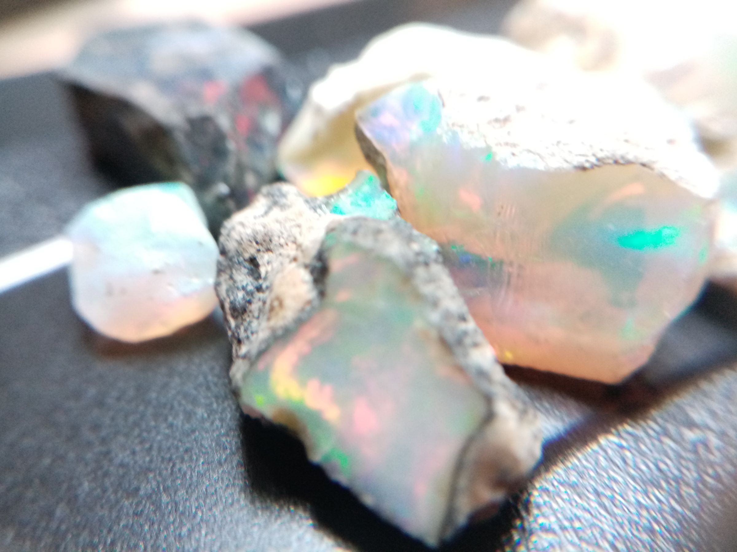 How to Make Opal Cabochons : 10 Steps - Instructables