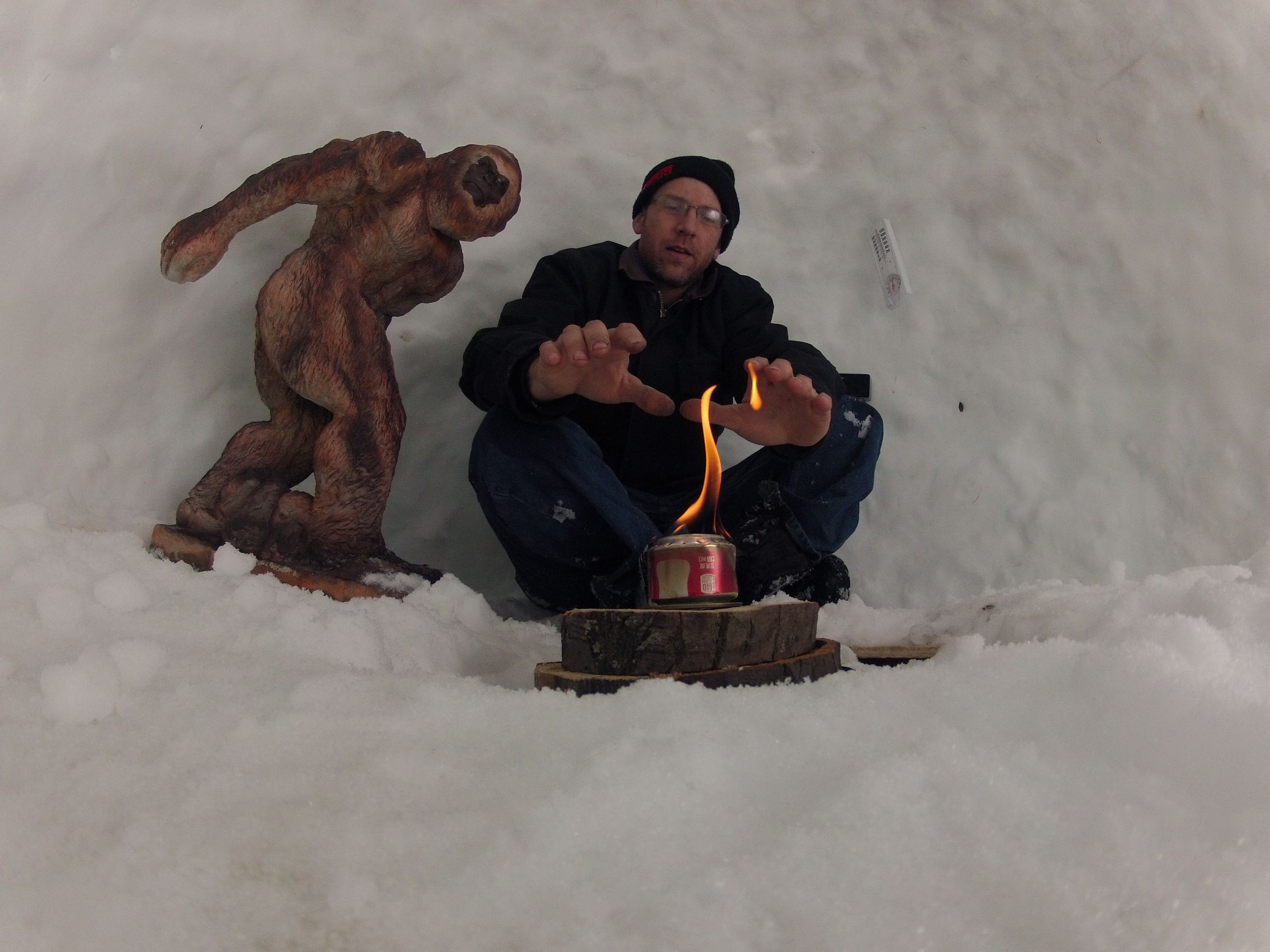 How to Build an Igloo Out of Snow : 6 Steps (with Pictures) - Instructables