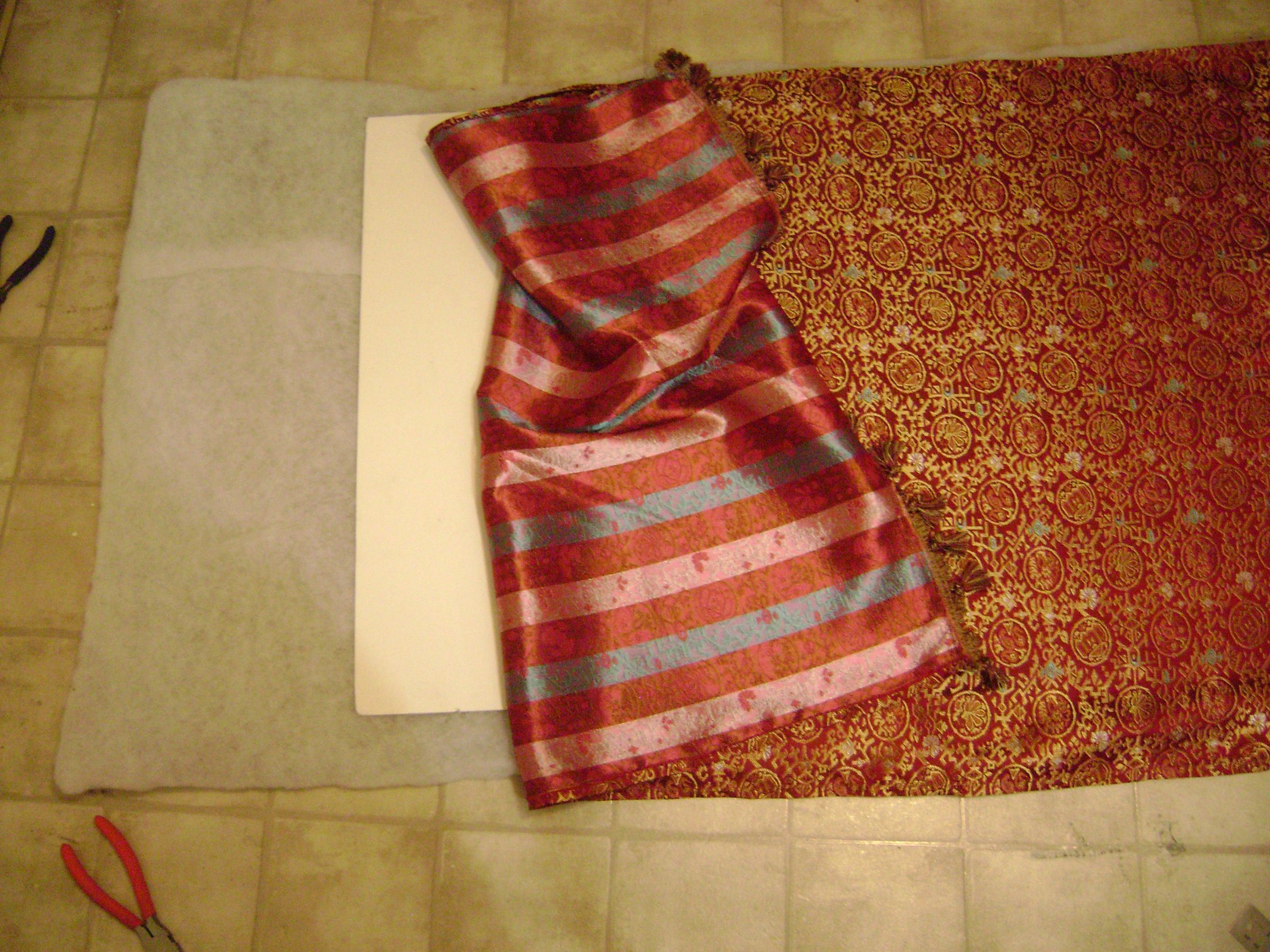 Genie on a Flying Carpet Costume : 5 Steps (with Pictures) - Instructables