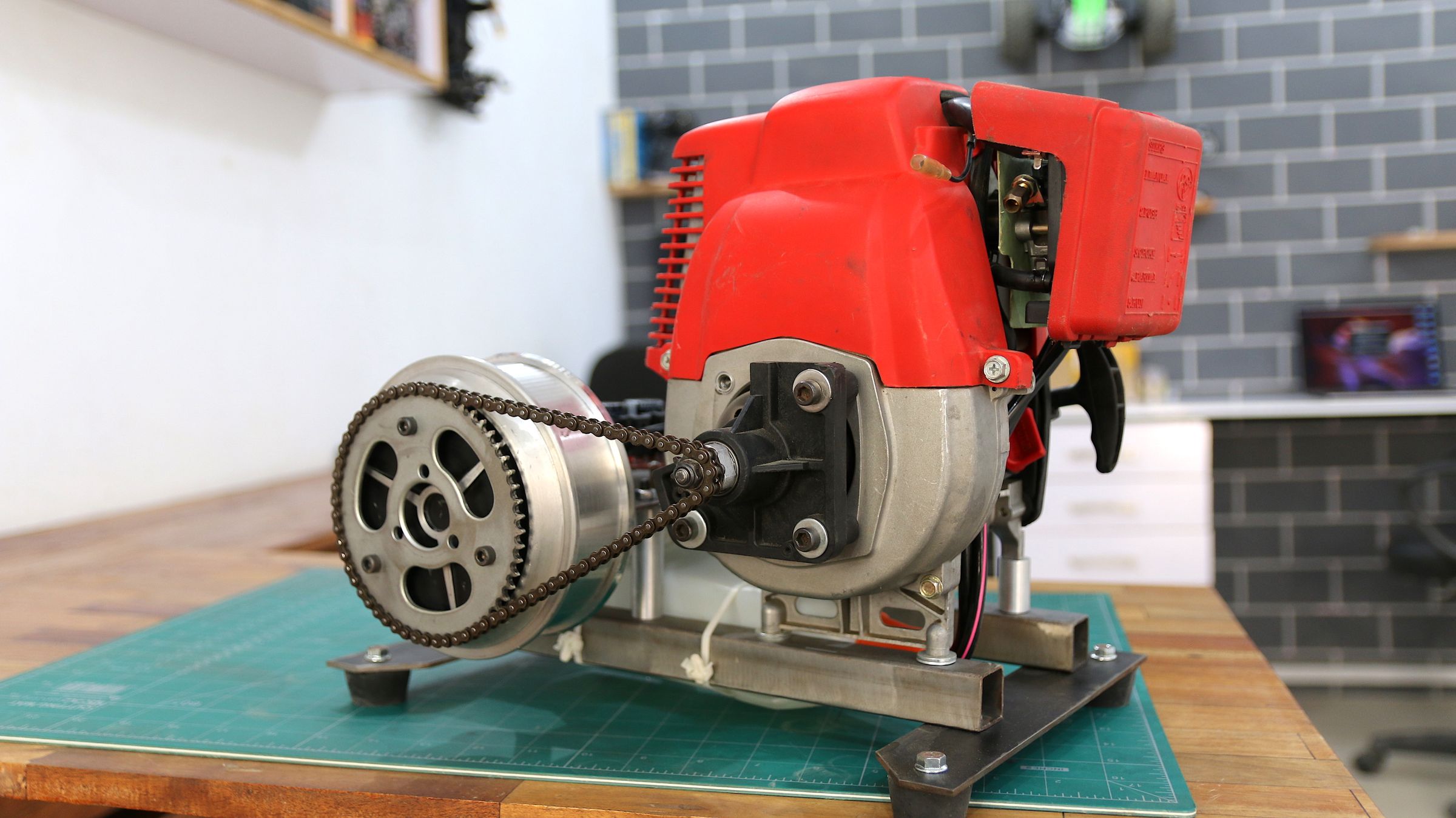 DIY Miniature Gasoline Generator : 10 Steps (with Pictures) - Instructables