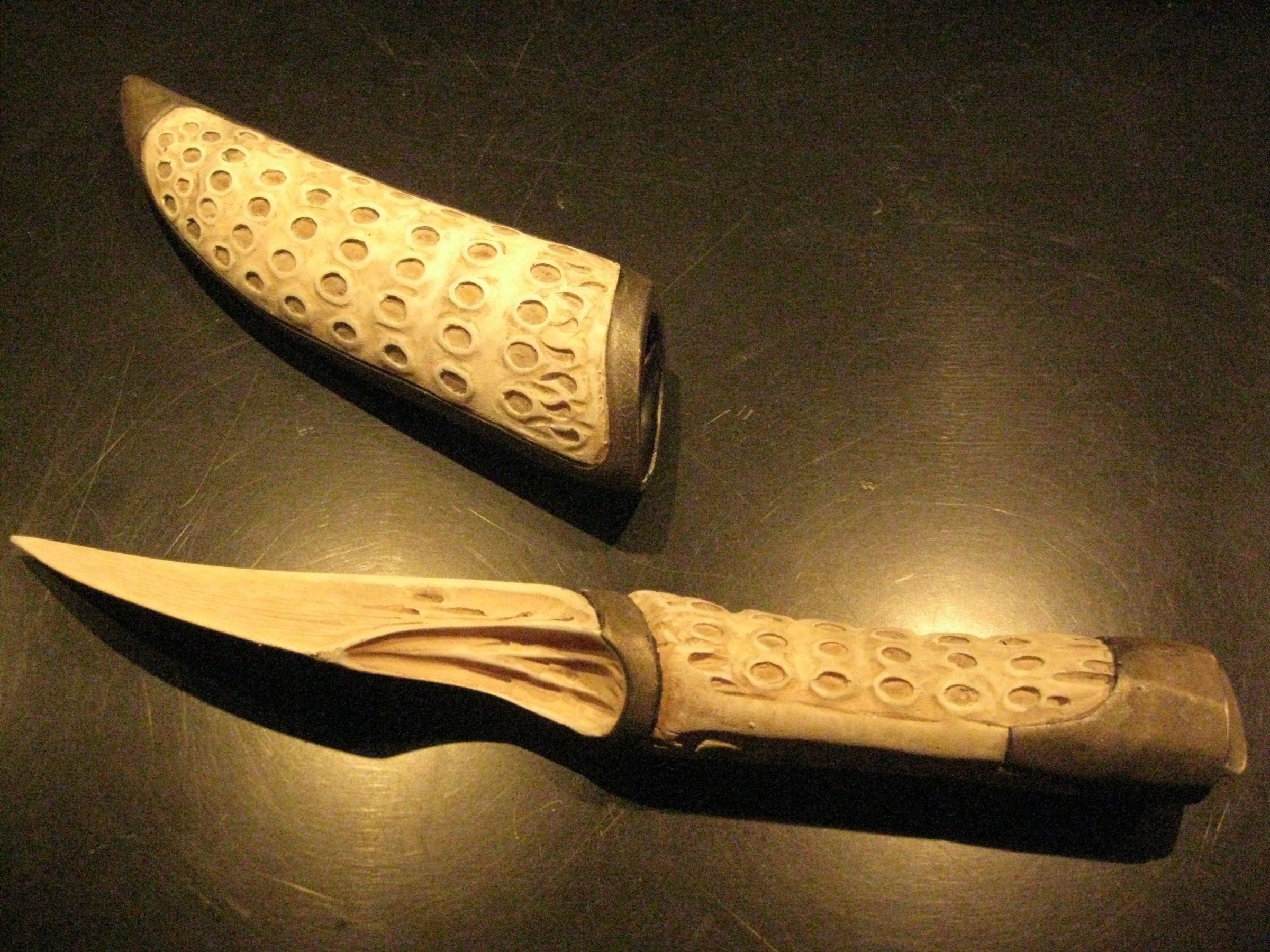 Lynch's Dune Fremen Crysknife and Sheath : 8 Steps (with Pictures ...