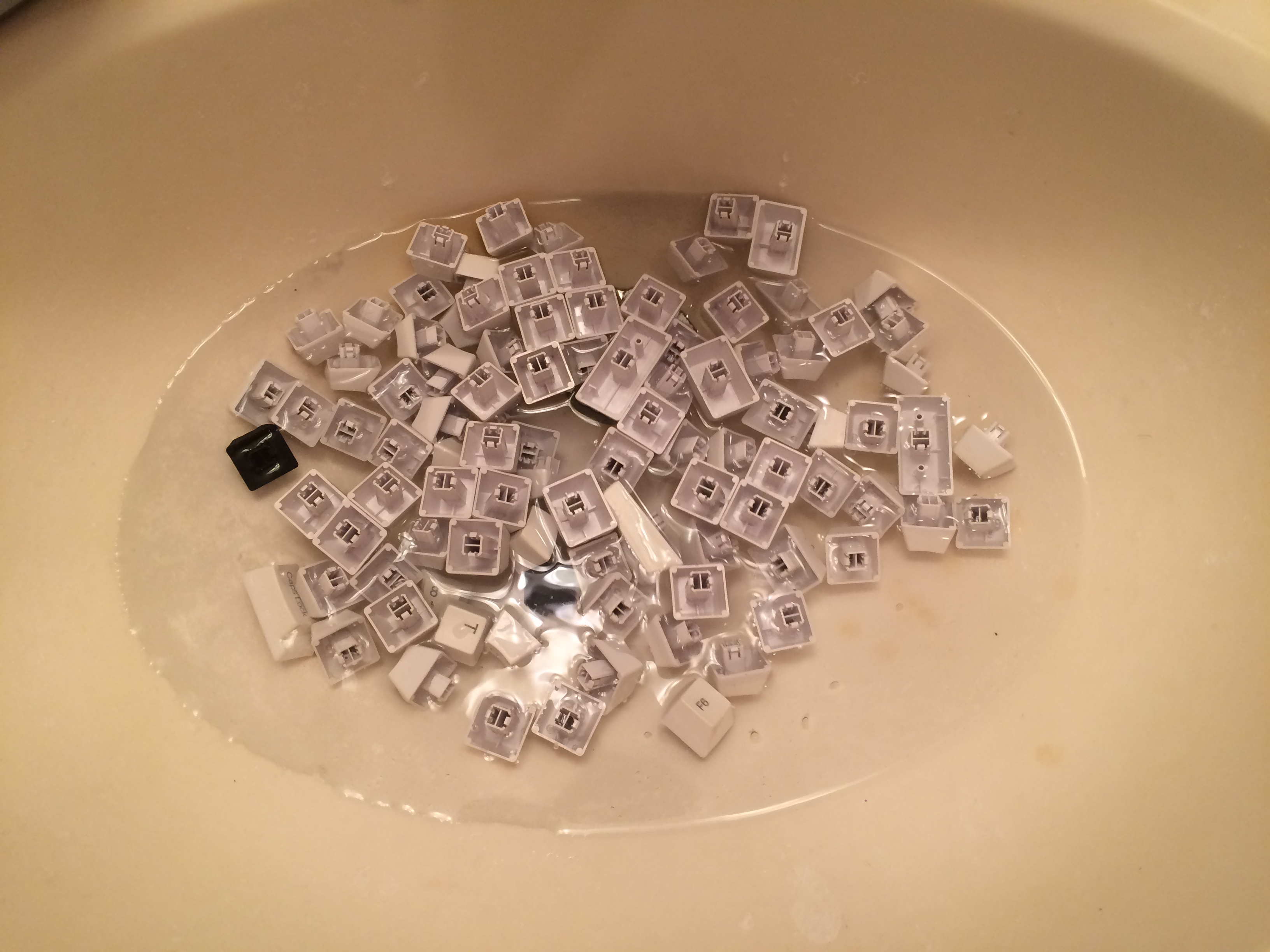 How to Deeply Clean Your Membrane Keyboard : 6 Steps (with Pictures ...