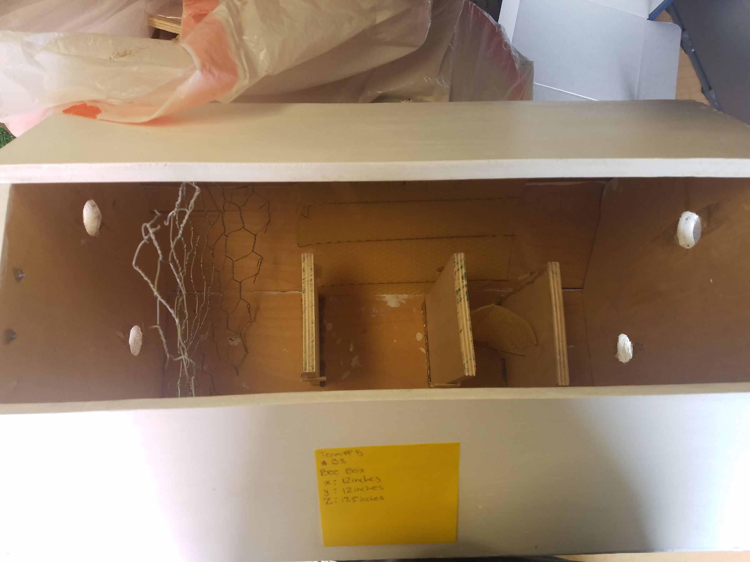 How to Build a Honey Bee Box : 10 Steps (with Pictures) - Instructables