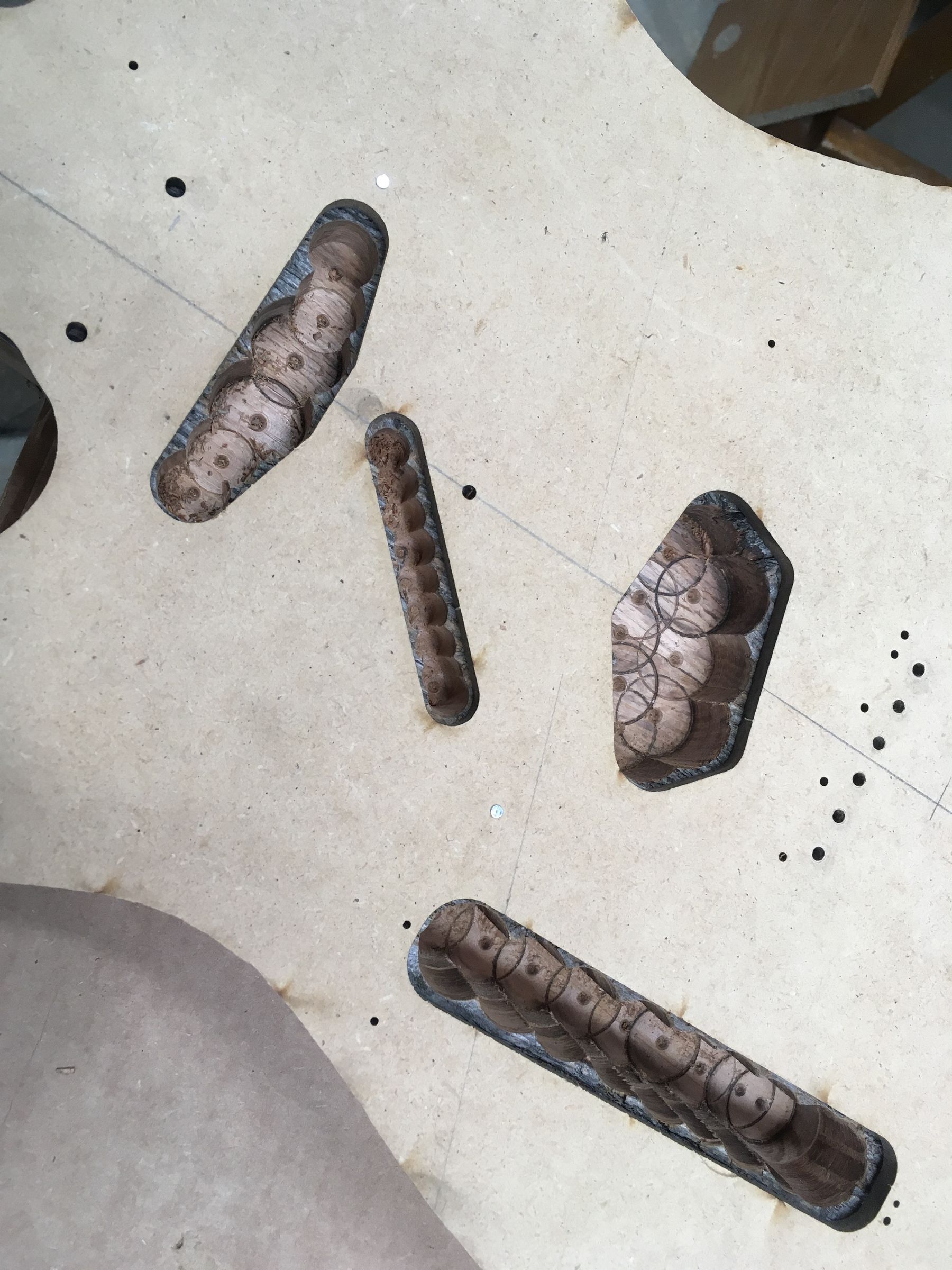 Barncaster Electric Guitar : 22 Steps (with Pictures) - Instructables