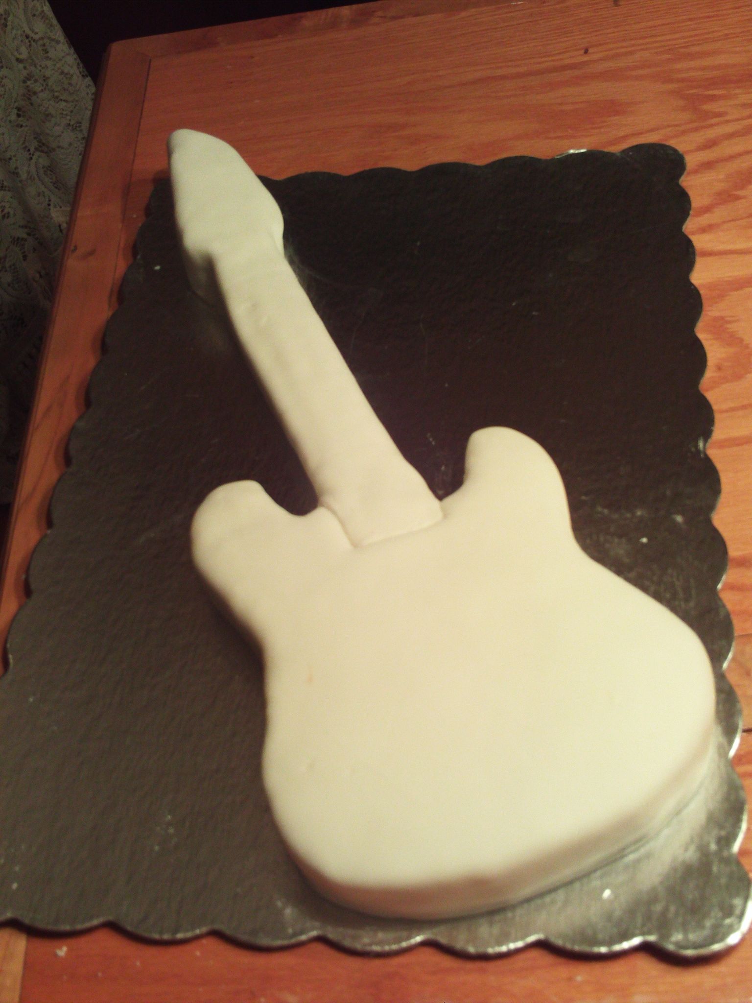 Electric Guitar Cake : 6 Steps (with Pictures) - Instructables