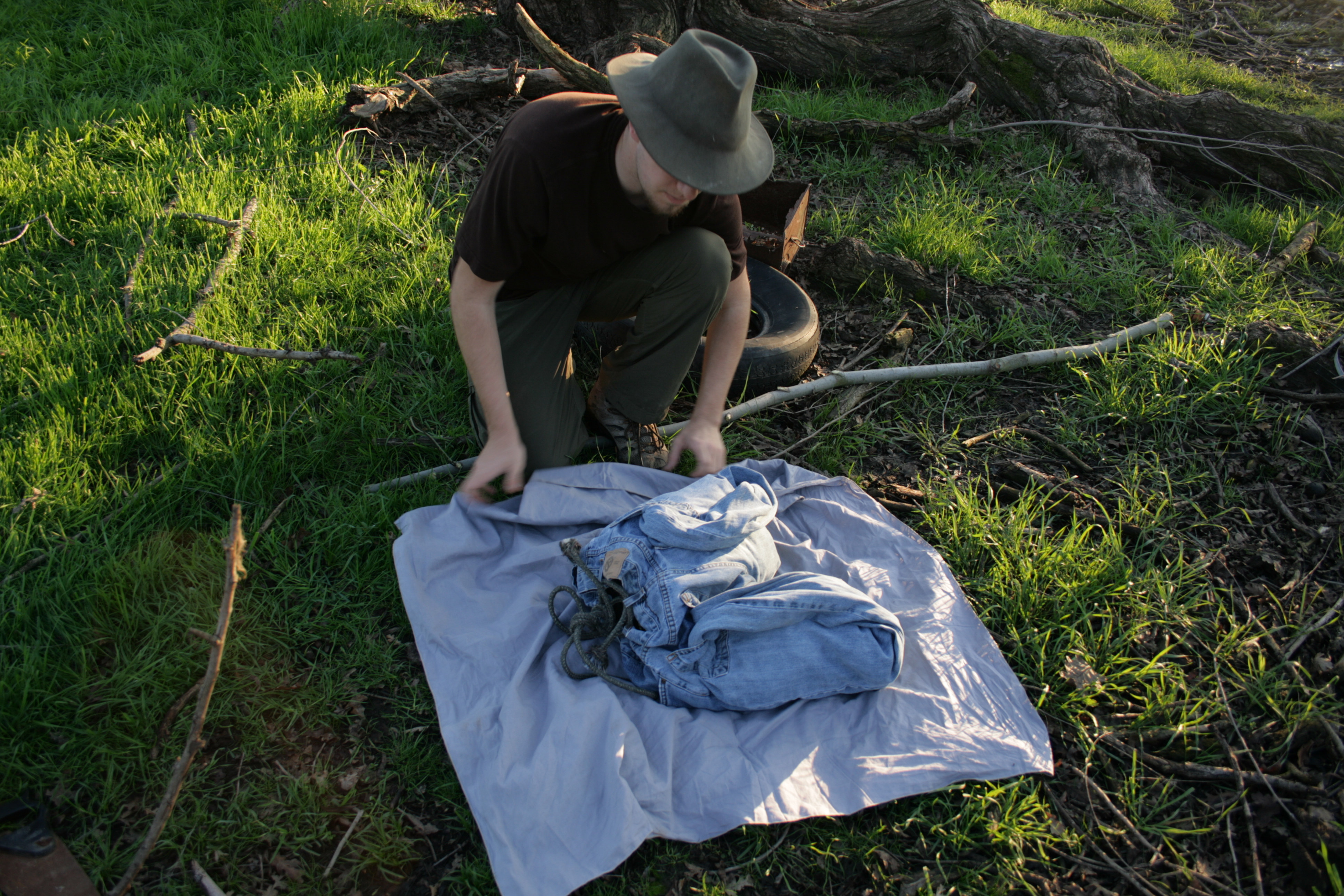 How to Make a Bindle - Instructables