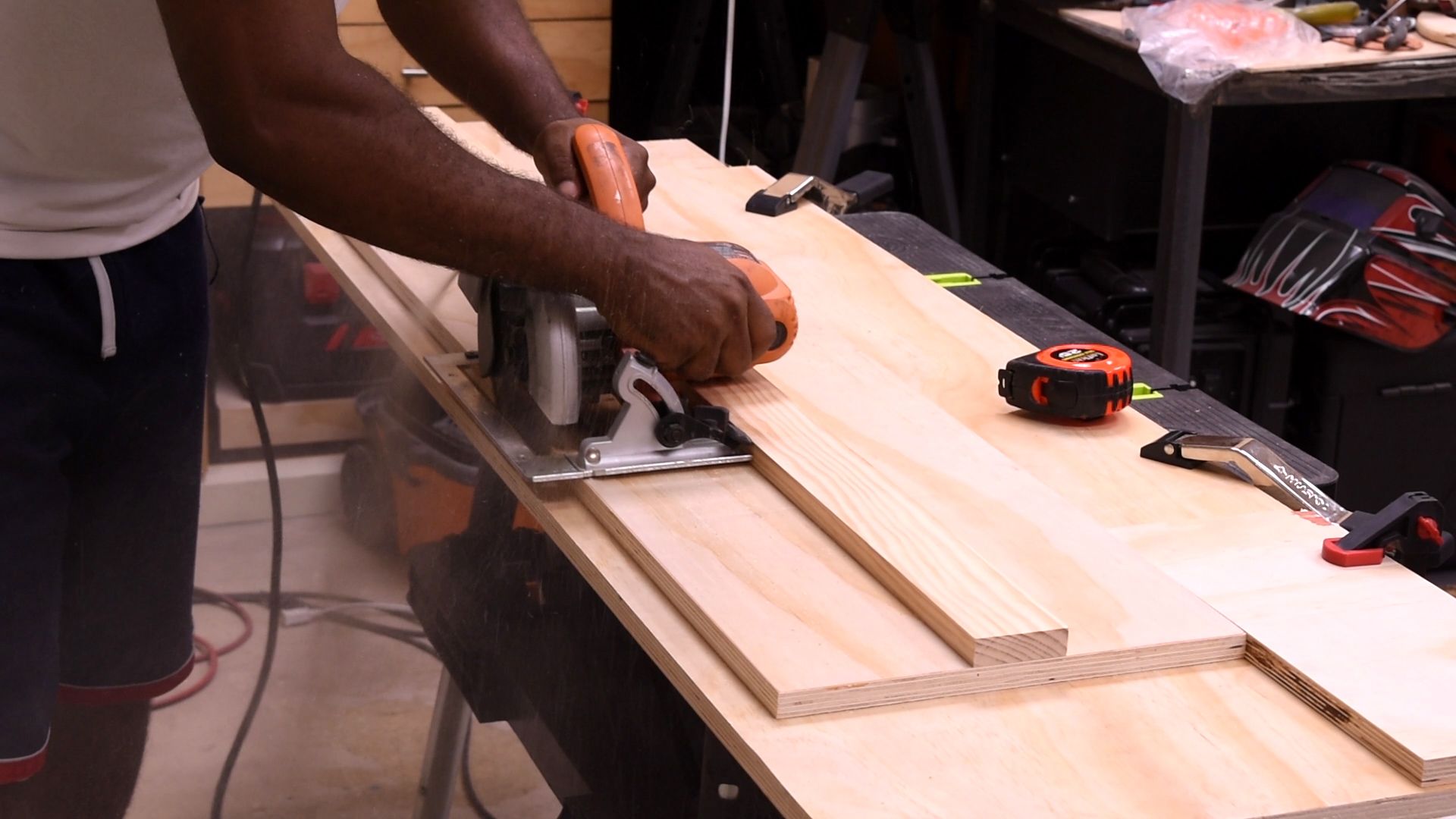 MAX CUT 2 Circular Saw Crosscut & Miter Jig : 11 Steps (with Pictures ...