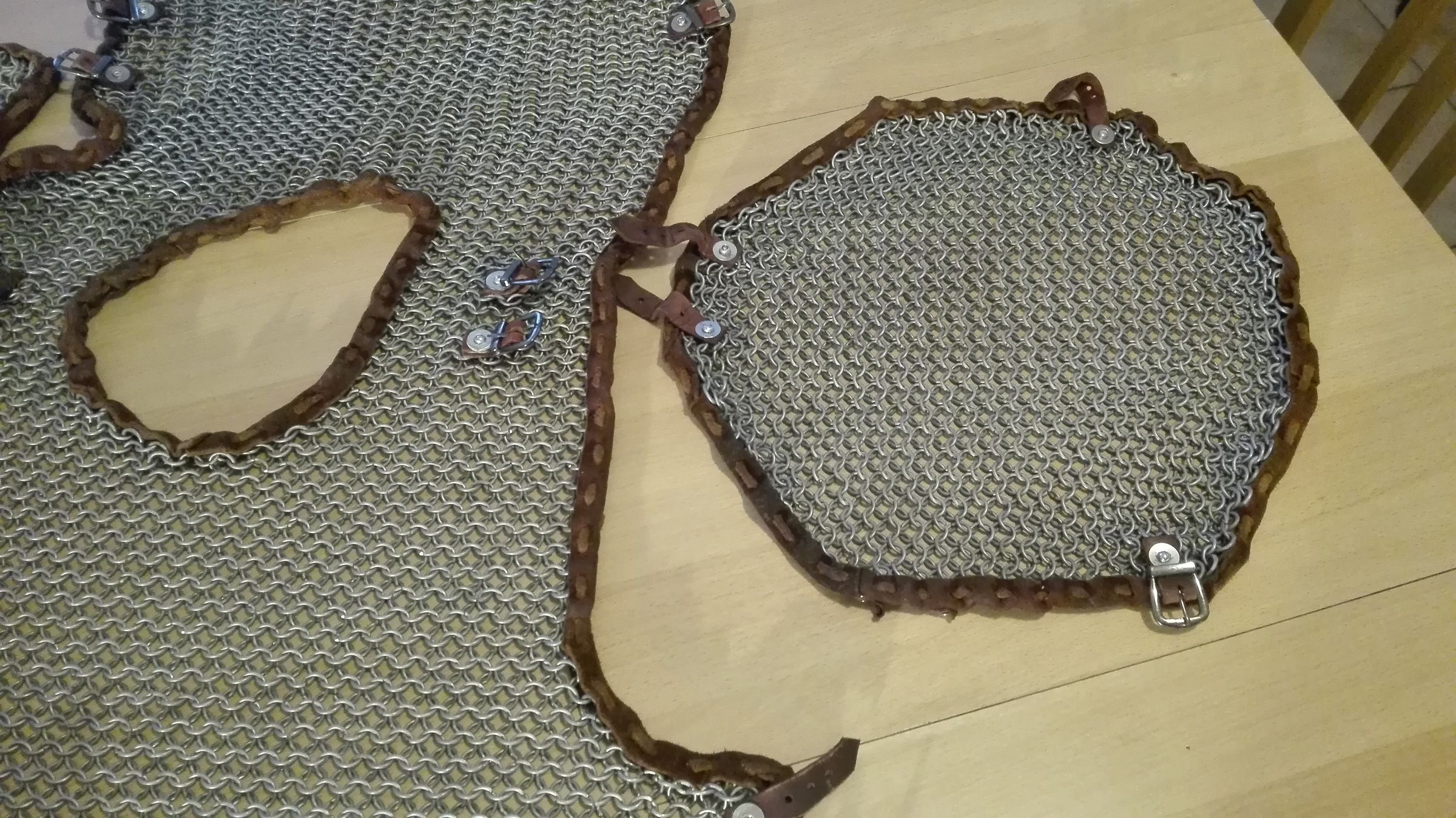 A Novel Approach to Mail Armor : 6 Steps (with Pictures) - Instructables