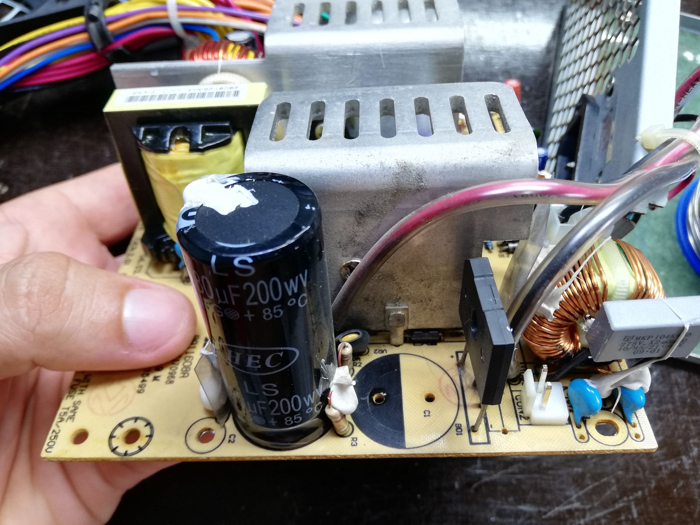 3D Printed Fake Capacitor Compartment : 8 Steps (with Pictures ...