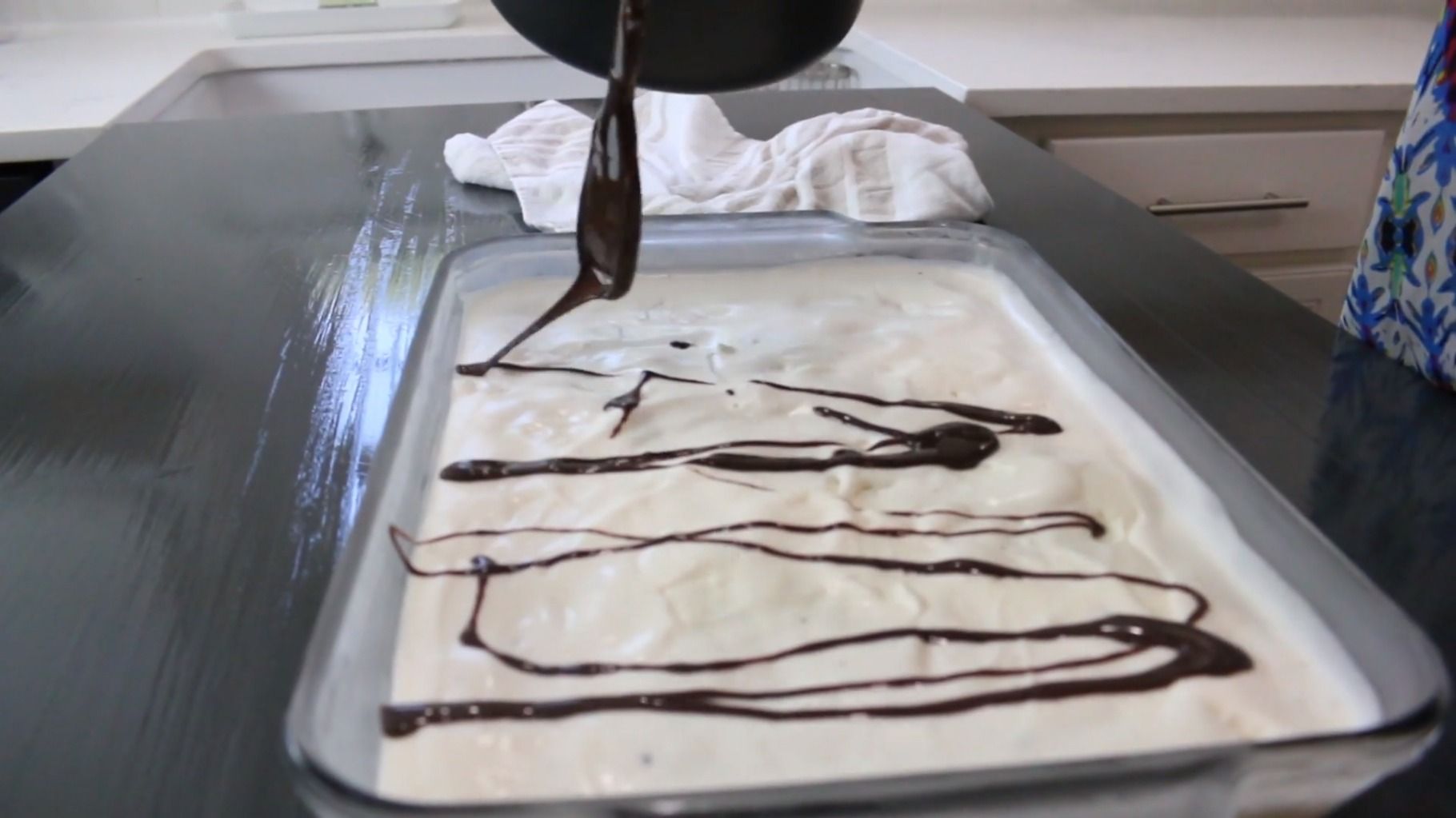 Hershey's Hot Fudge Oreo Ice Cream Cake : 12 Steps (with Pictures ...