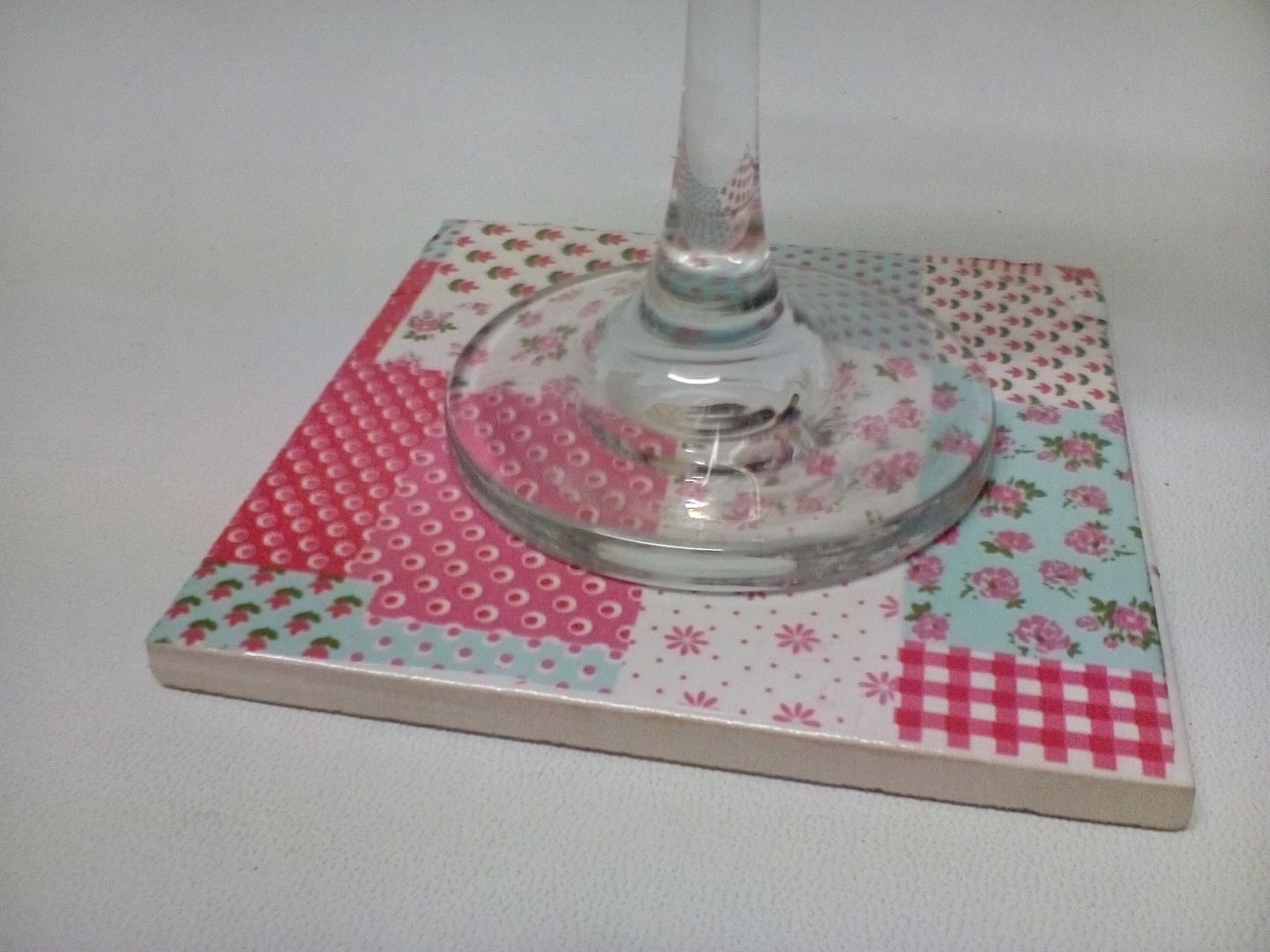 Easy Tissue Paper Coasters : 4 Steps (with Pictures) - Instructables