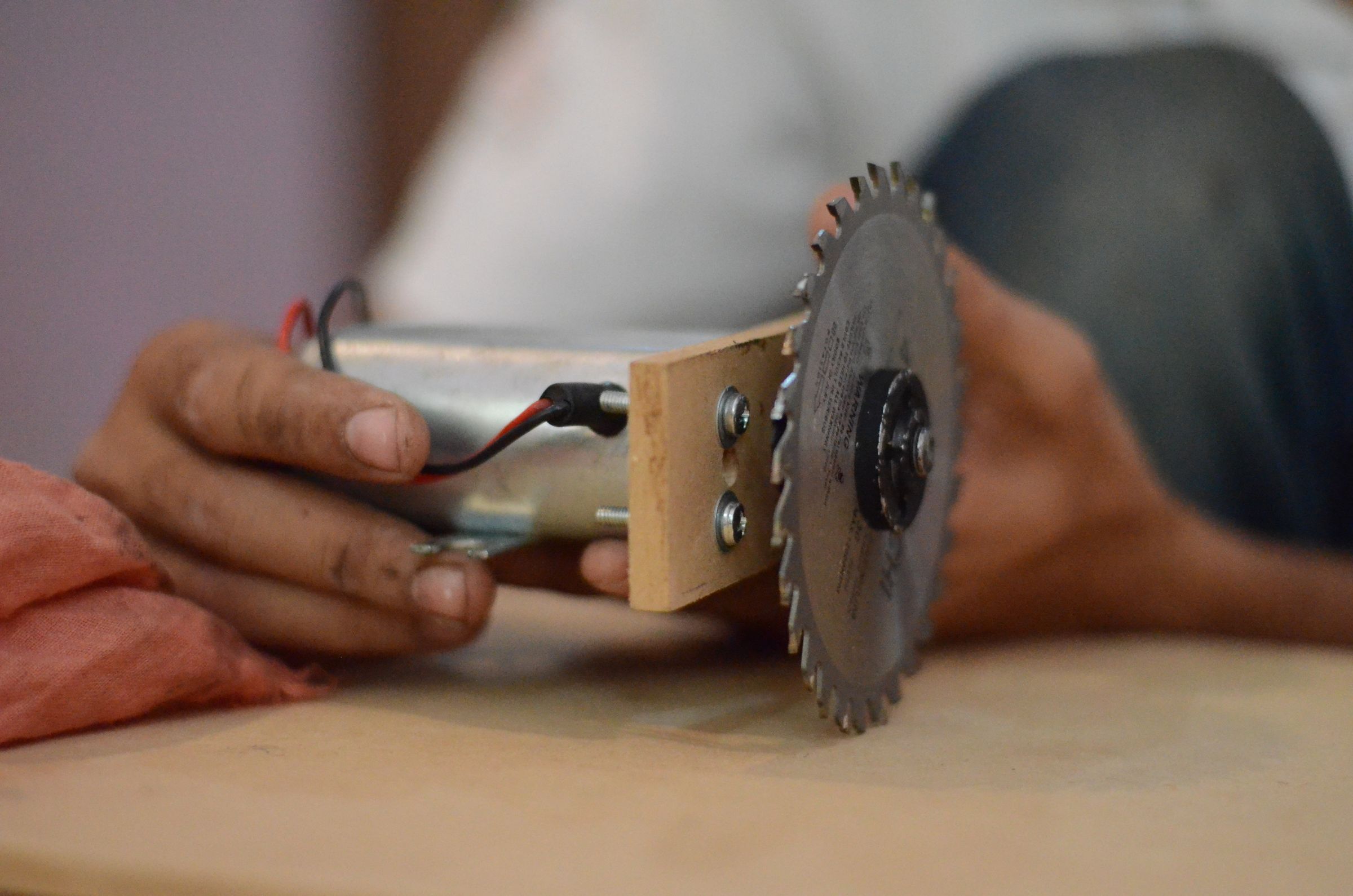 DIY 12v Mini Table Saw : 10 Steps (with Pictures) - Instructables