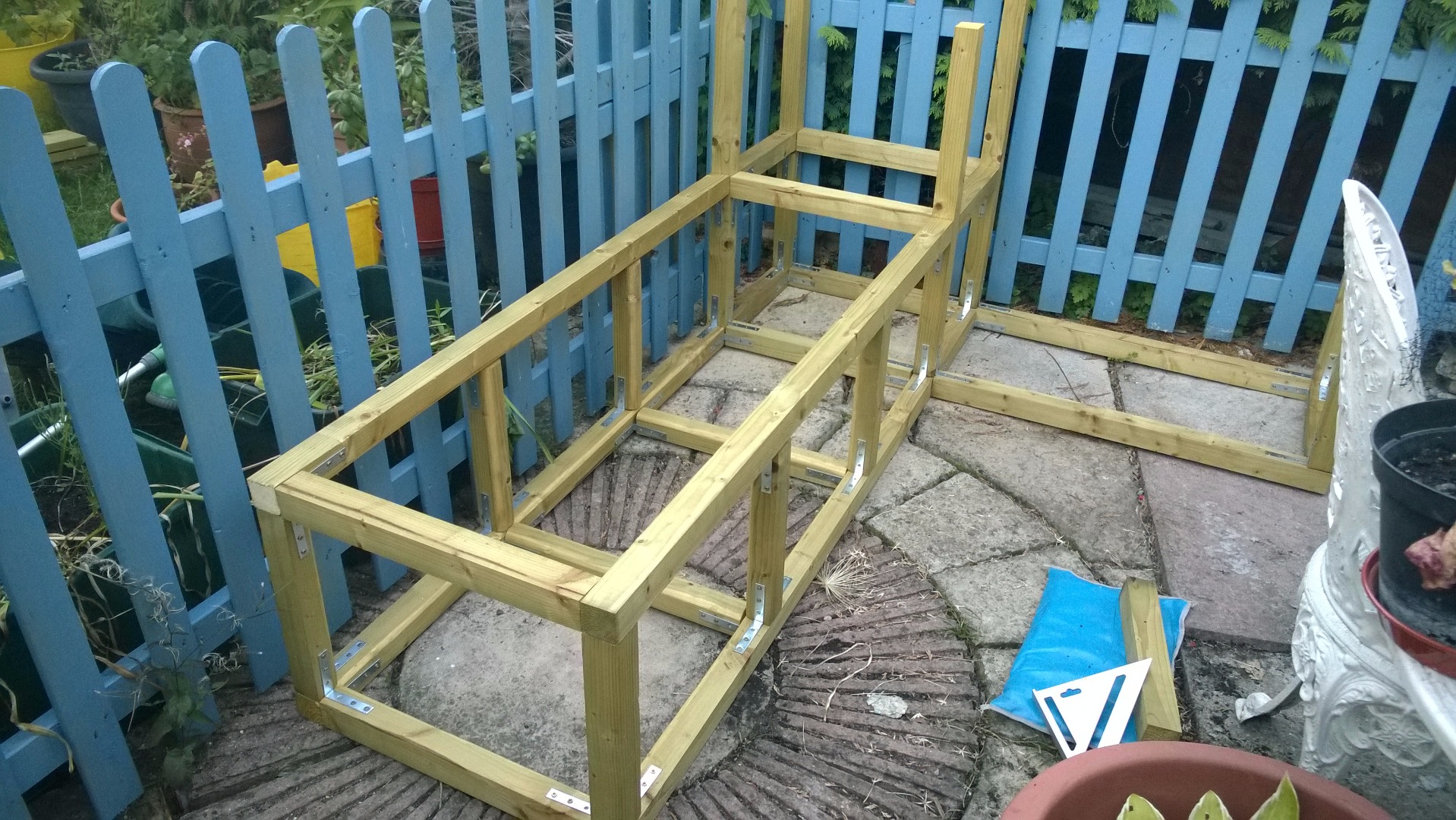 Raised Timber Pond With Waterfall and Bench : 8 Steps (with Pictures ...