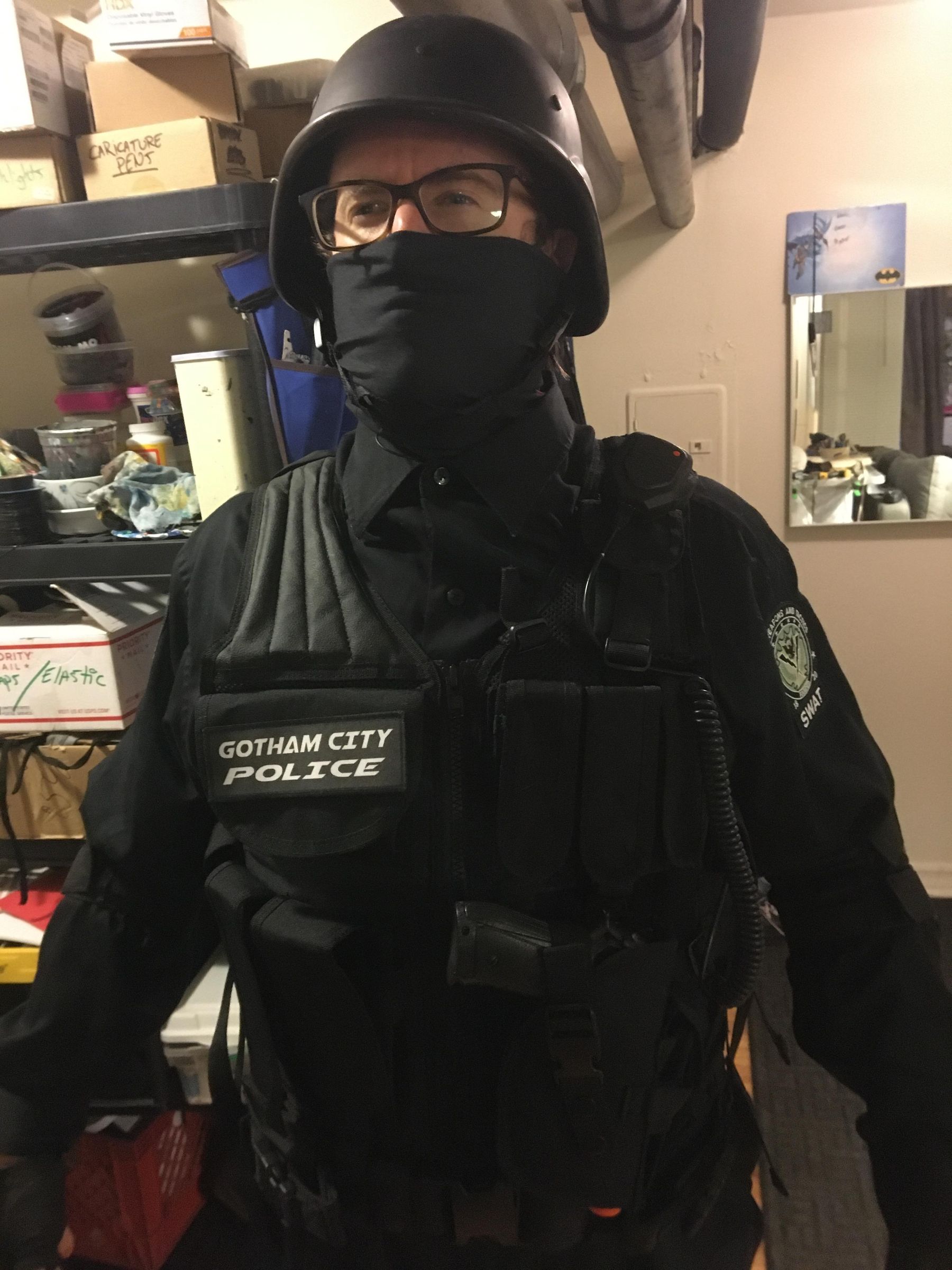 How to Make a DC: "Gotham SWAT" Costume : 5 Steps (with Pictures ...