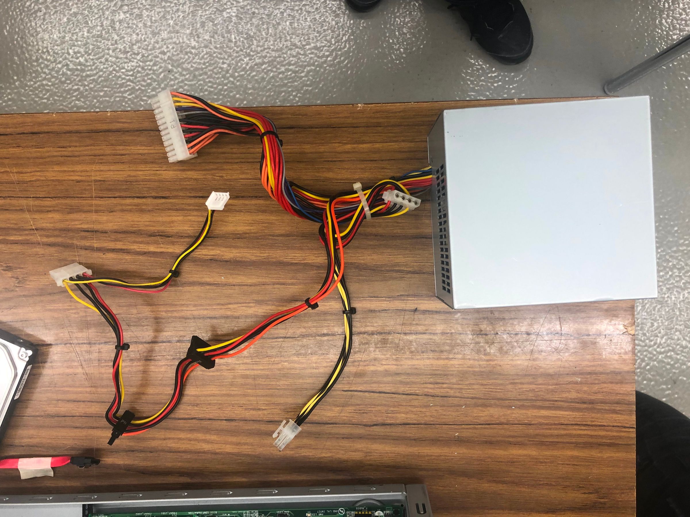 How to Disassemble a Computer With Easy Steps and Pictures : 13 Steps ...